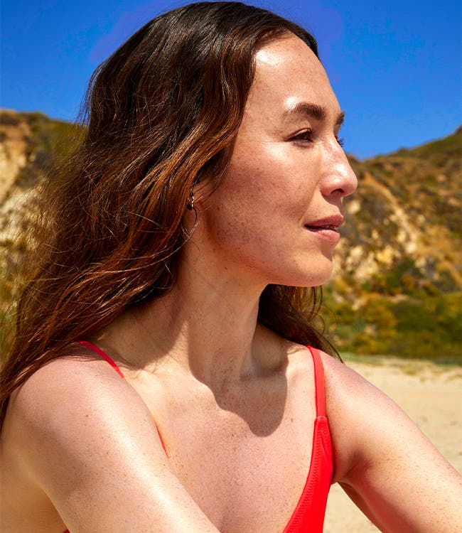 Face Sunscreen 101: How Much to Use & Tips for Applying