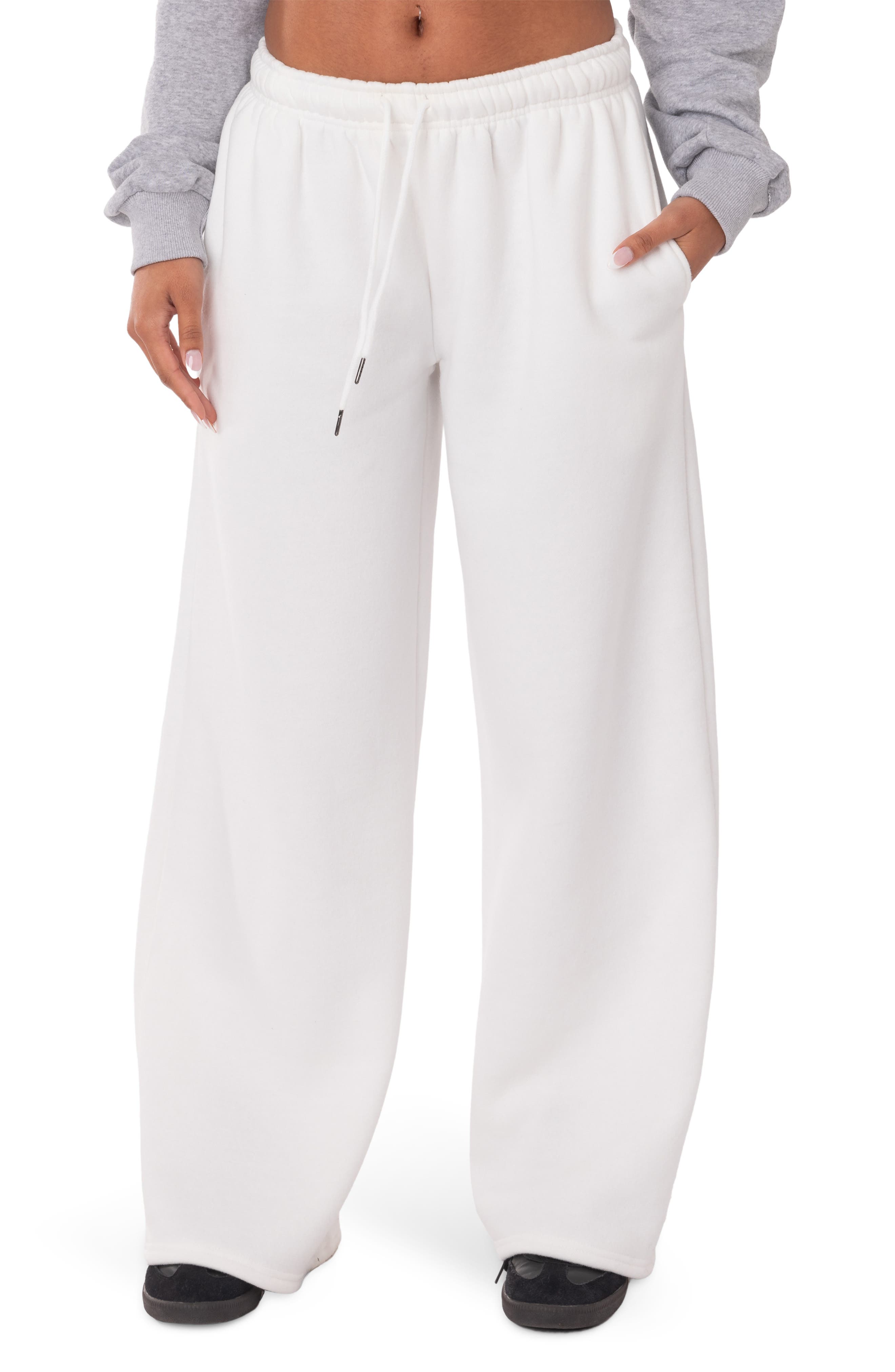 EDIKTED Kamari Low Rise Wide Leg Sweatpants | Nordstrom