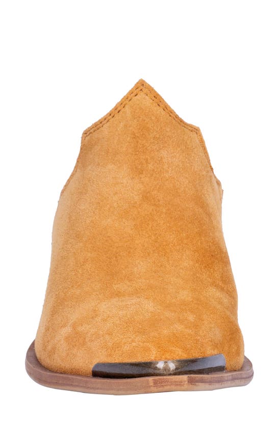 Dingo Knockout Mule In Mustard | ModeSens