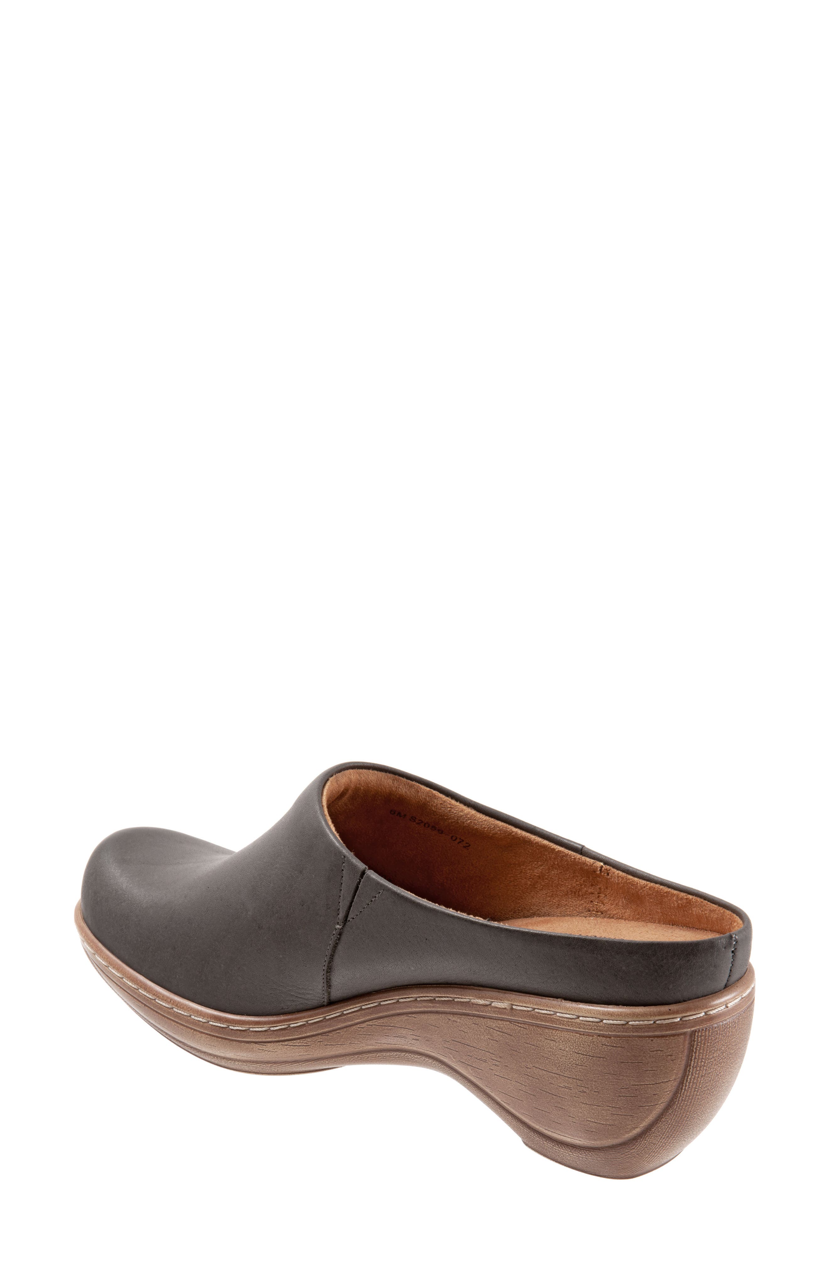 SoftWalk® Madison Clog (Women) | Nordstrom