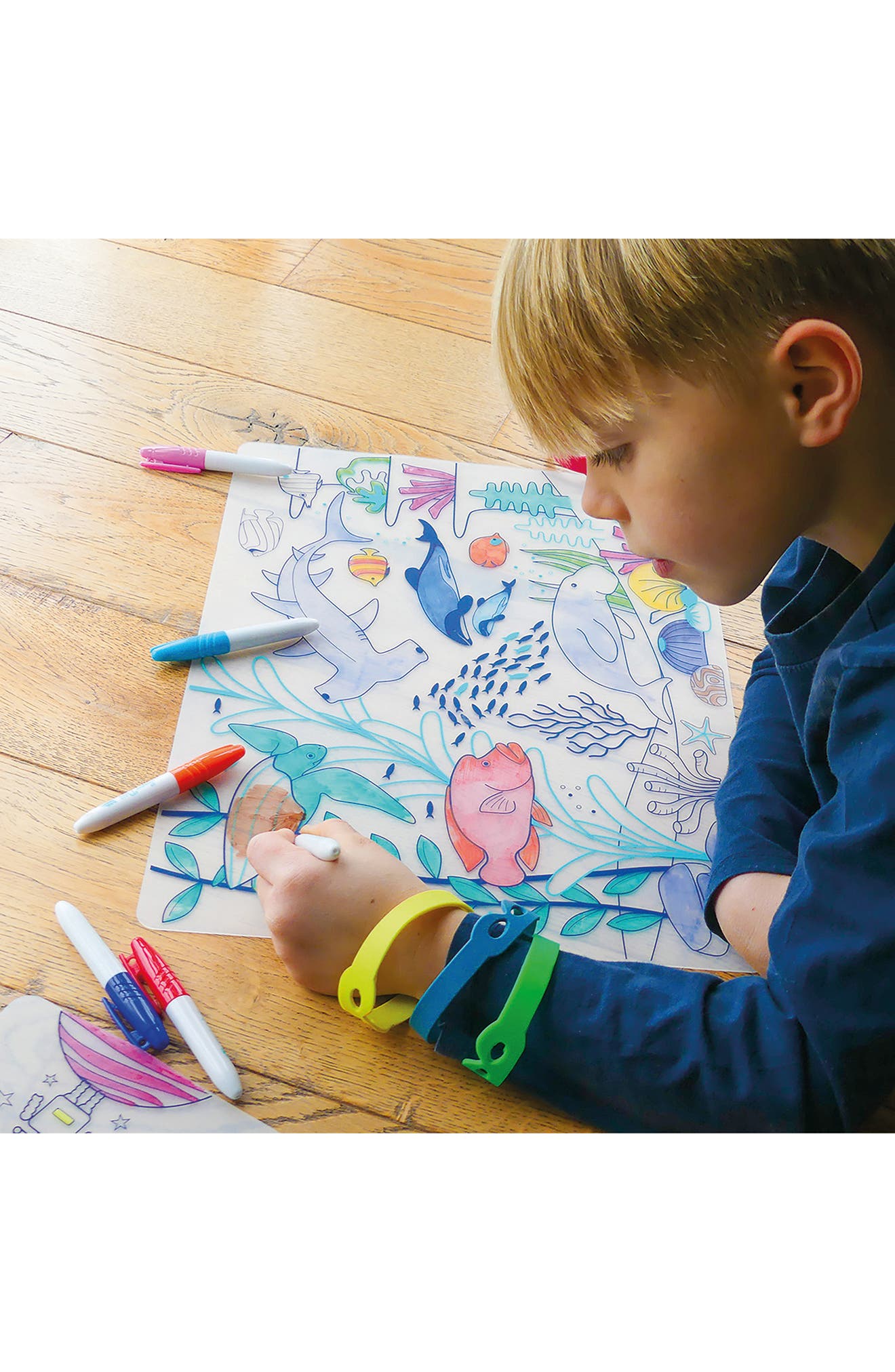 Scrunch Great Barrier Reef Reusable Coloring Mat & Washable Markers ...