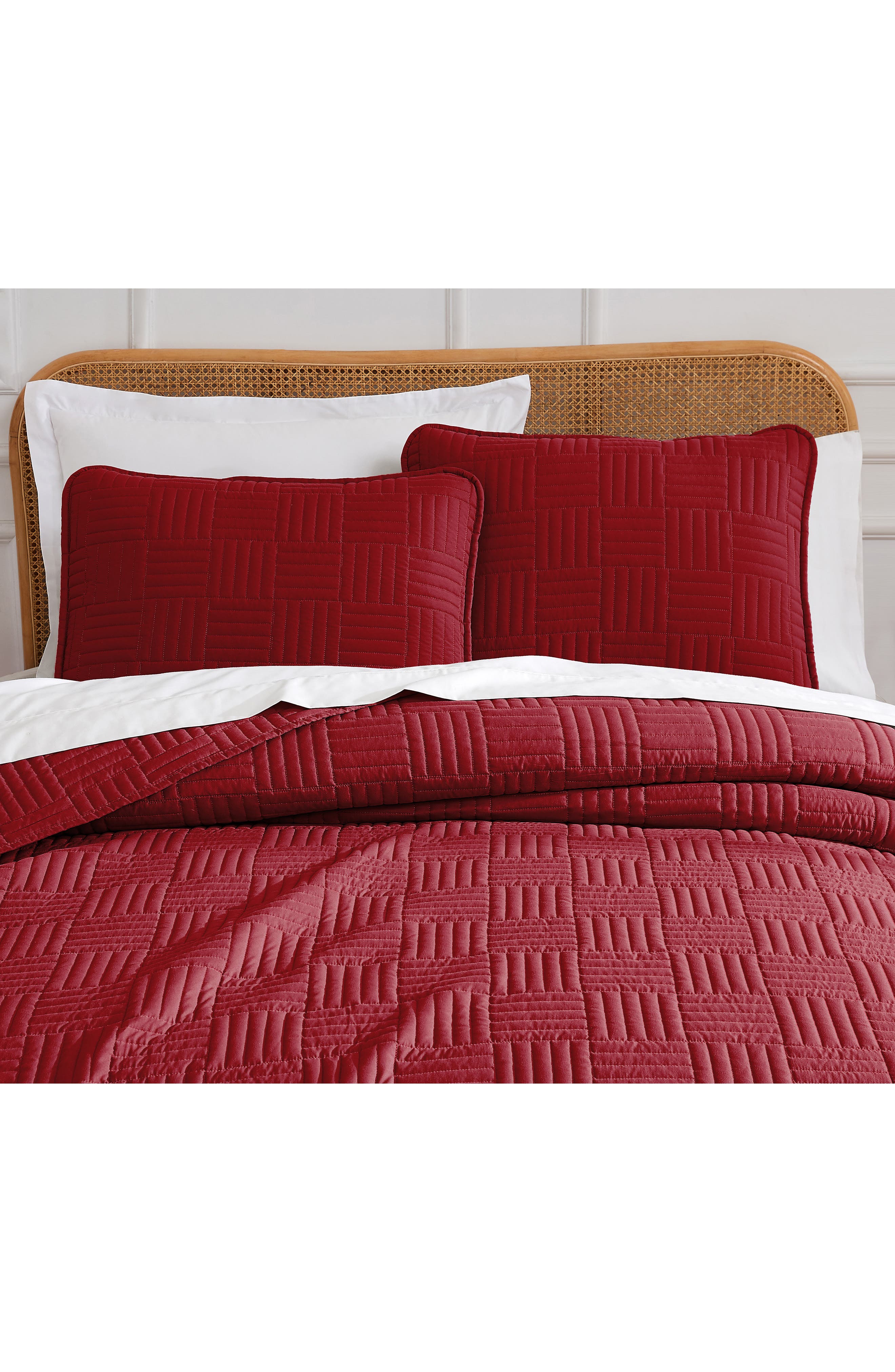SOUTHSHORE FINE LINENS Grid Oversized Quilt Set | Nordstromrack