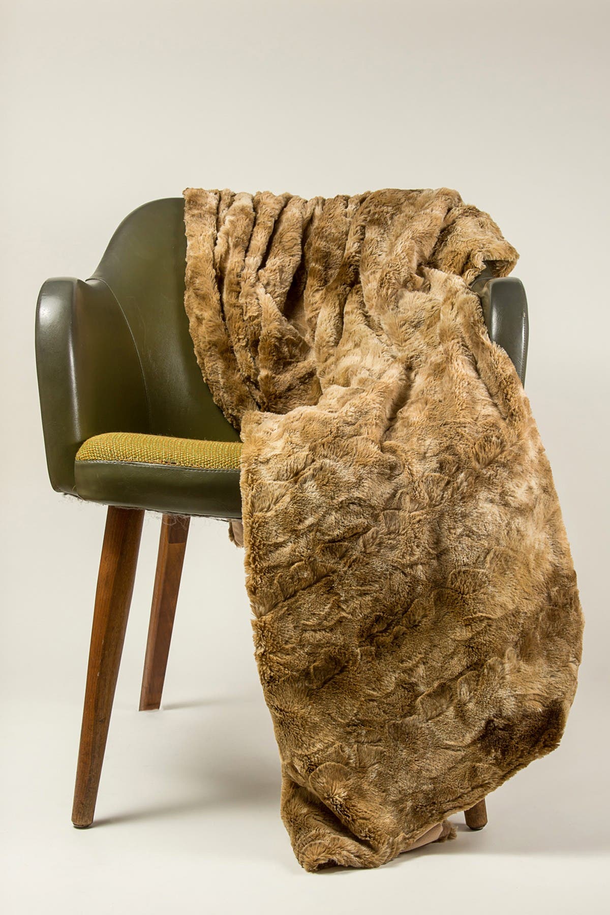 LUXE Naples Taupe Faux Fur Throw Blanket | Nordstromrack