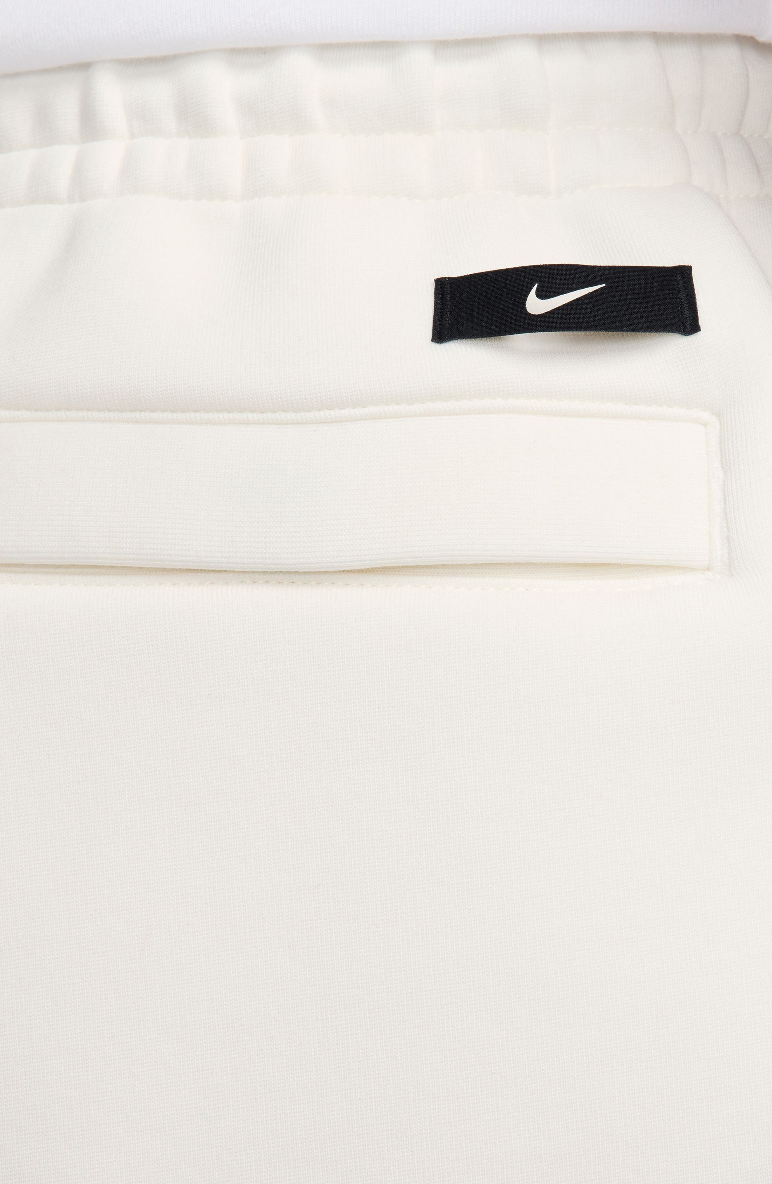 Nike Sportswear Tech Fleece Shorts in Dark Stucco | Smart Closet