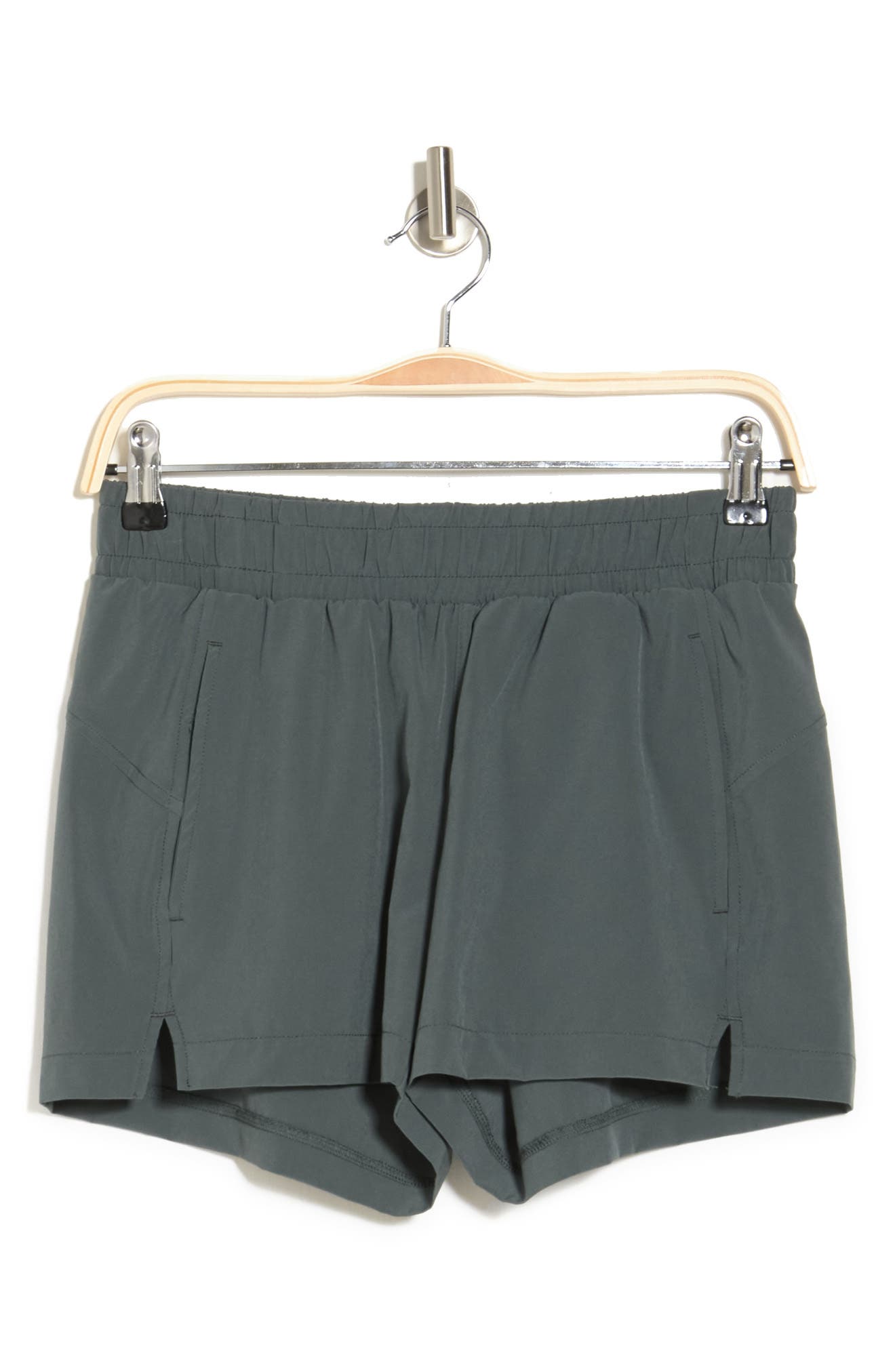 Z by Zella Take A Hike Trail Shorts | Nordstromrack