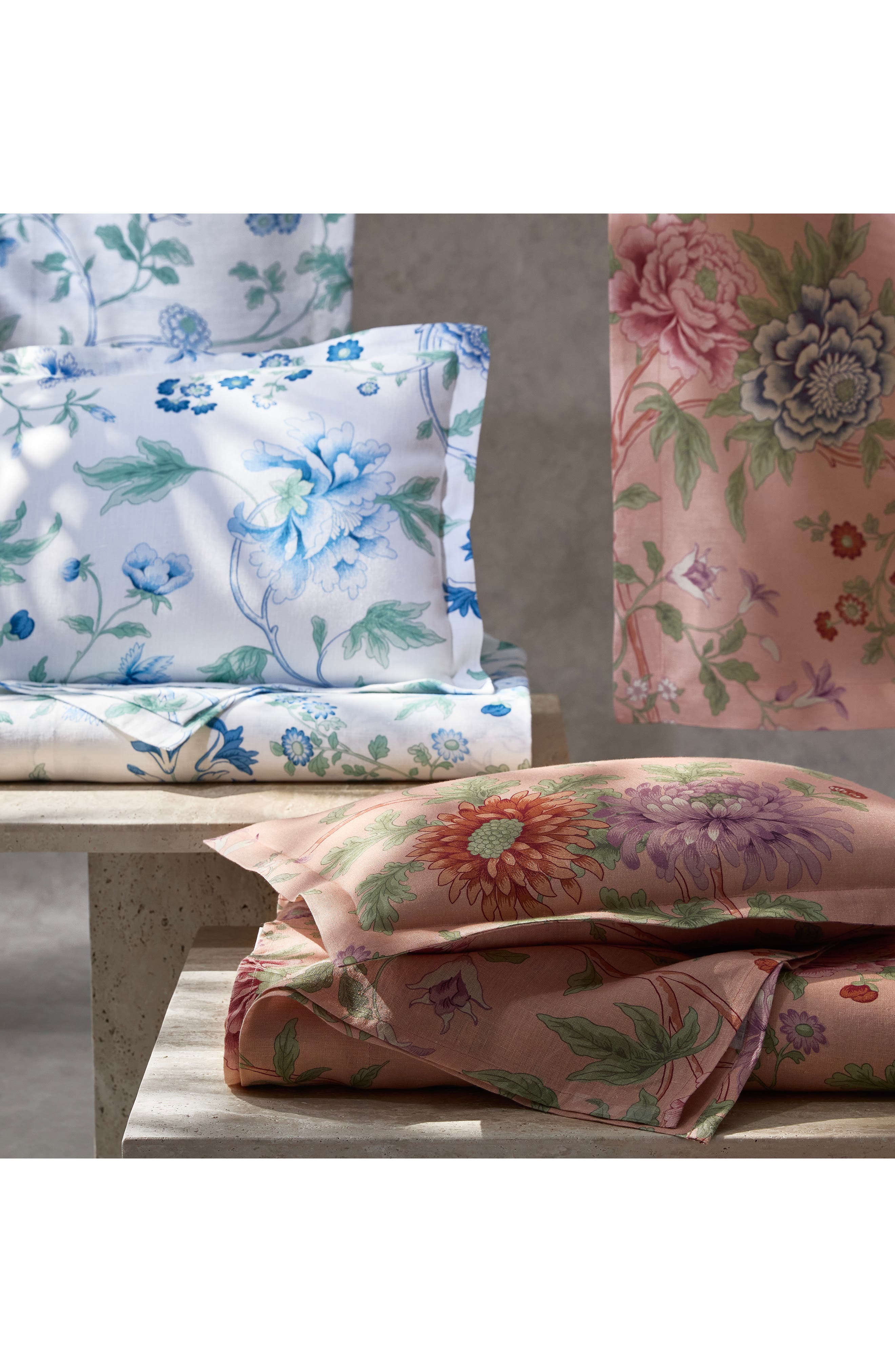 Matouk Simone Floral Print Linen Fitted Sheet | Nordstrom