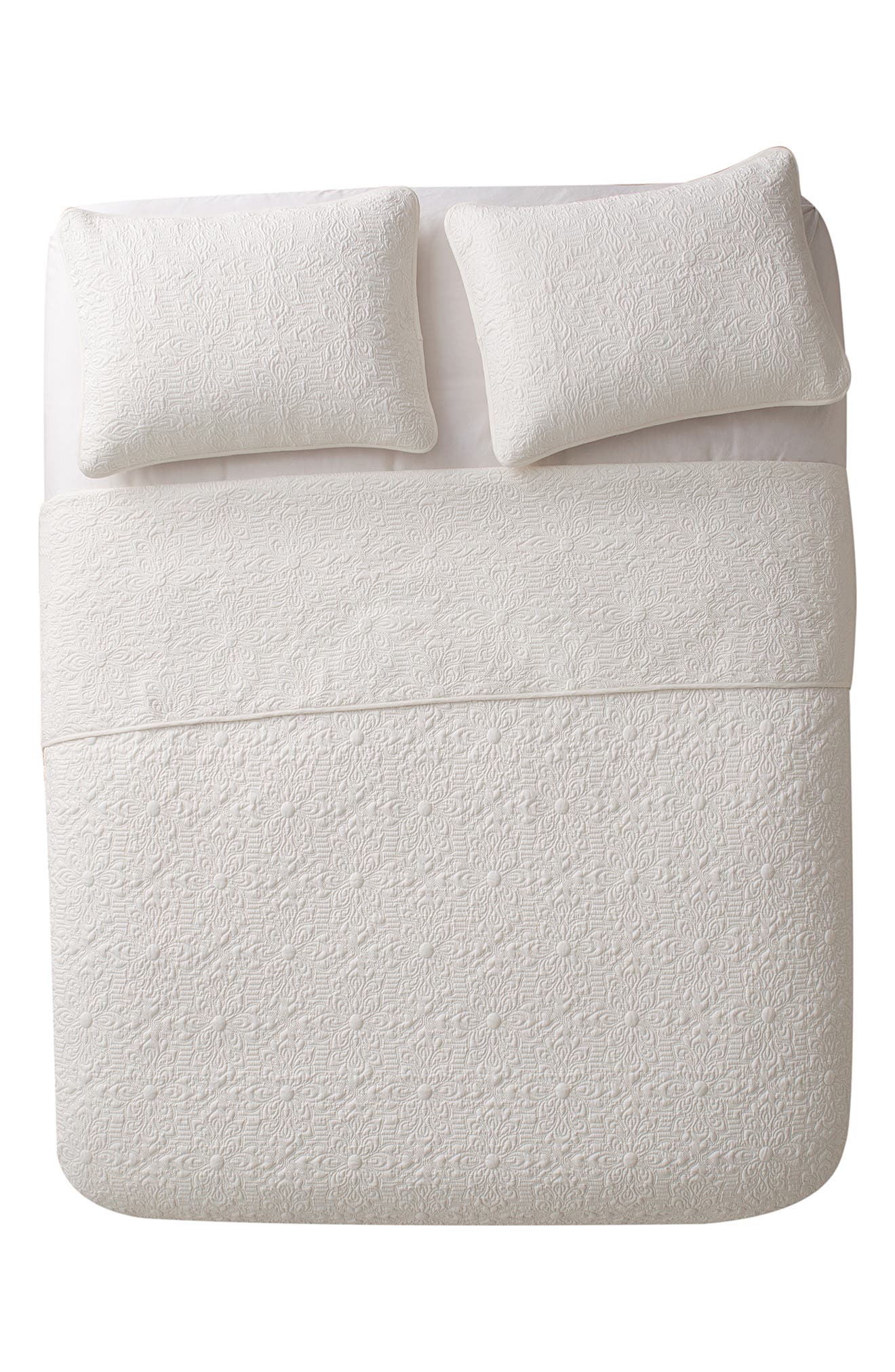 VCNY HOME Caroline Embossed Floral Quilt Set | Nordstromrack