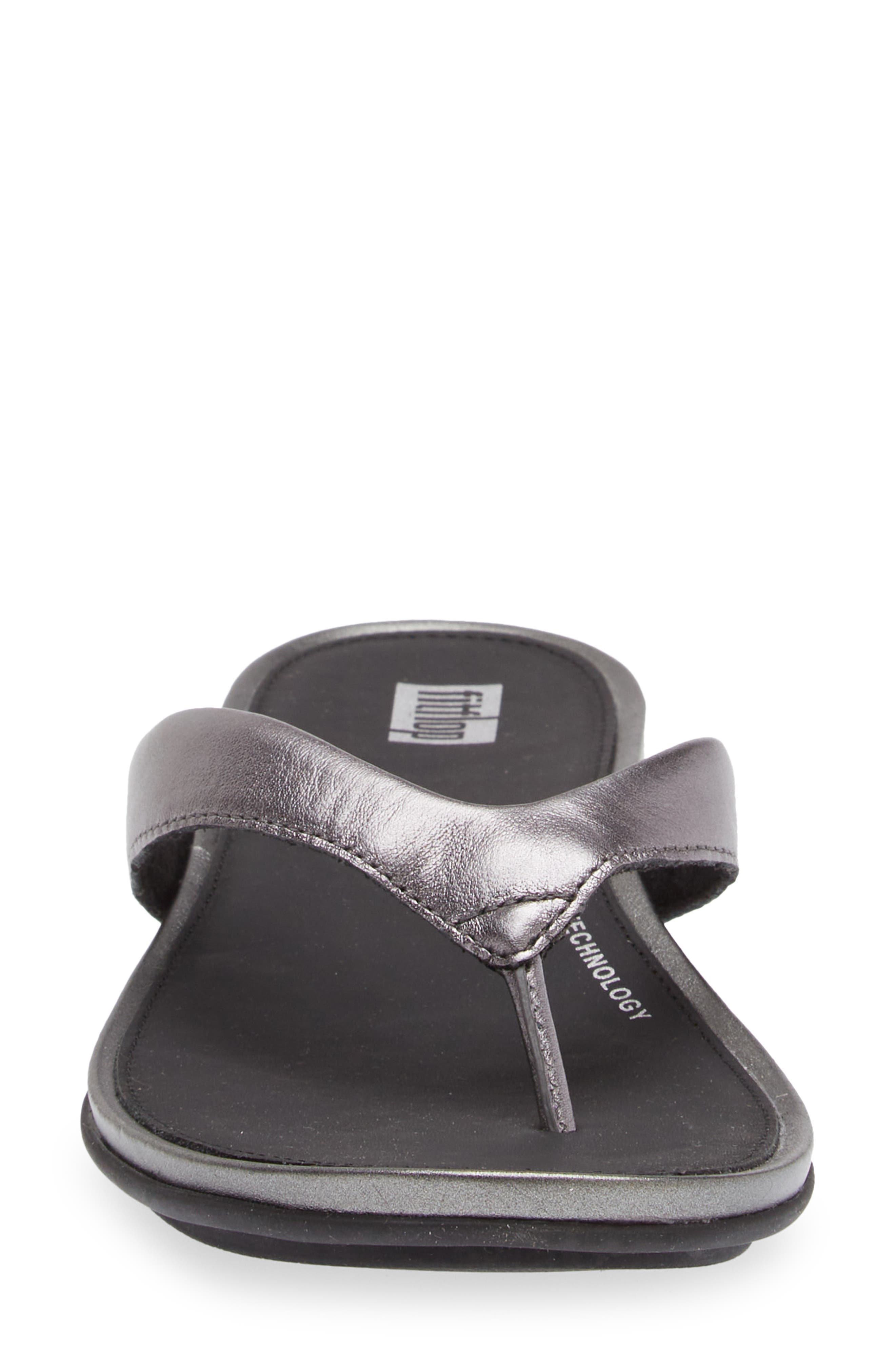 FitFlop Gracie Flip Flop in Classic Pewter Mix | Smart Closet