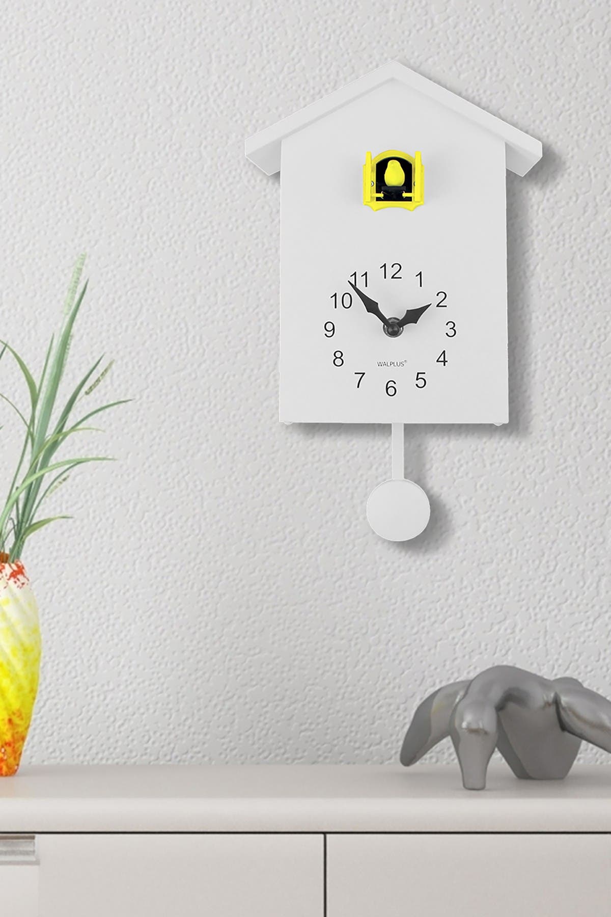 Simple Stylish Minimalism Classic Minimalist Cuckoo Clock in Yellow ...