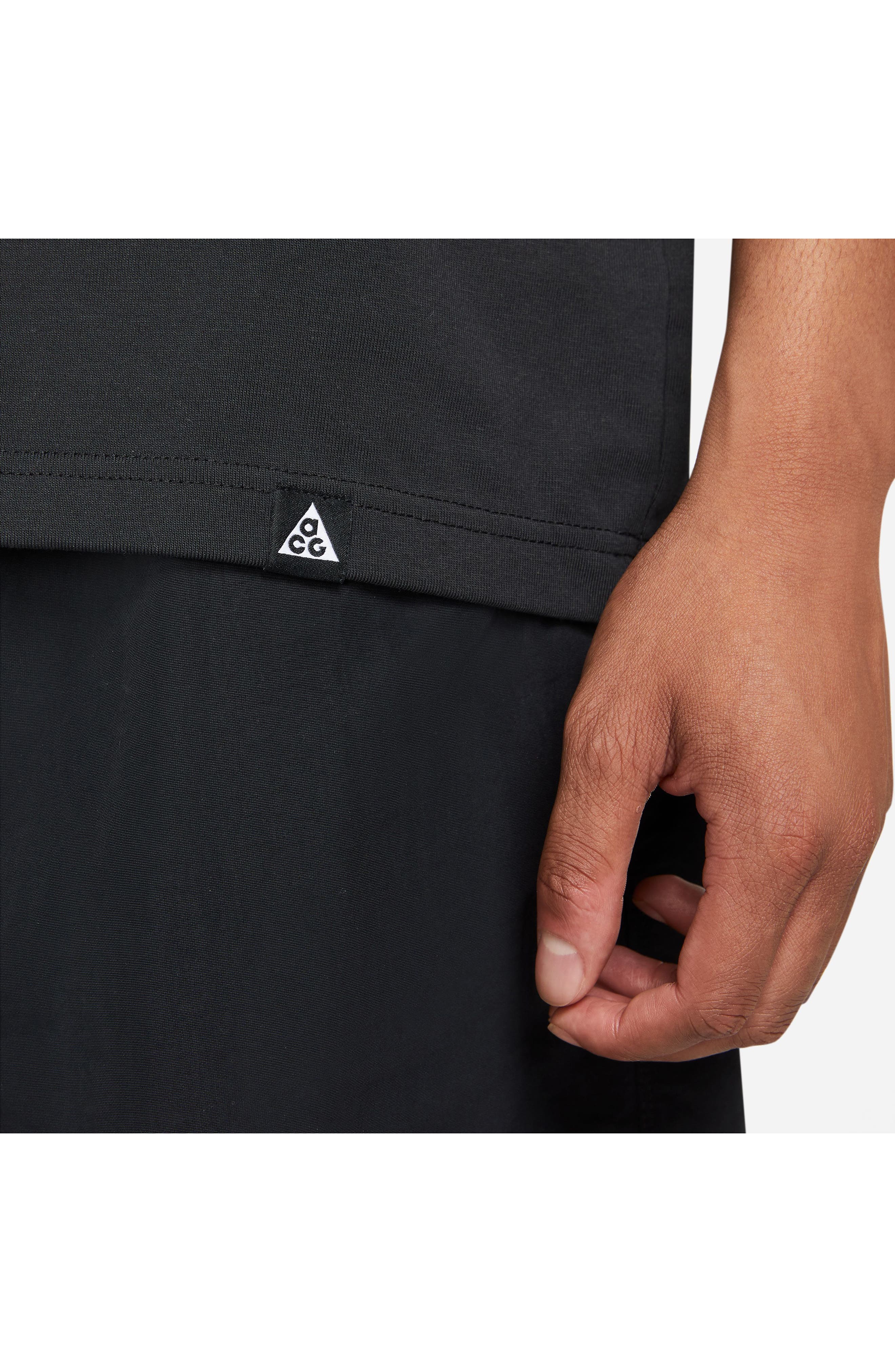 Nike ACG Performance T-Shirt in Gridiron | Smart Closet