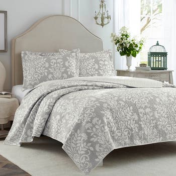 Laura Ashley Rowland Medium Grey King Quilt Set | Nordstromrack