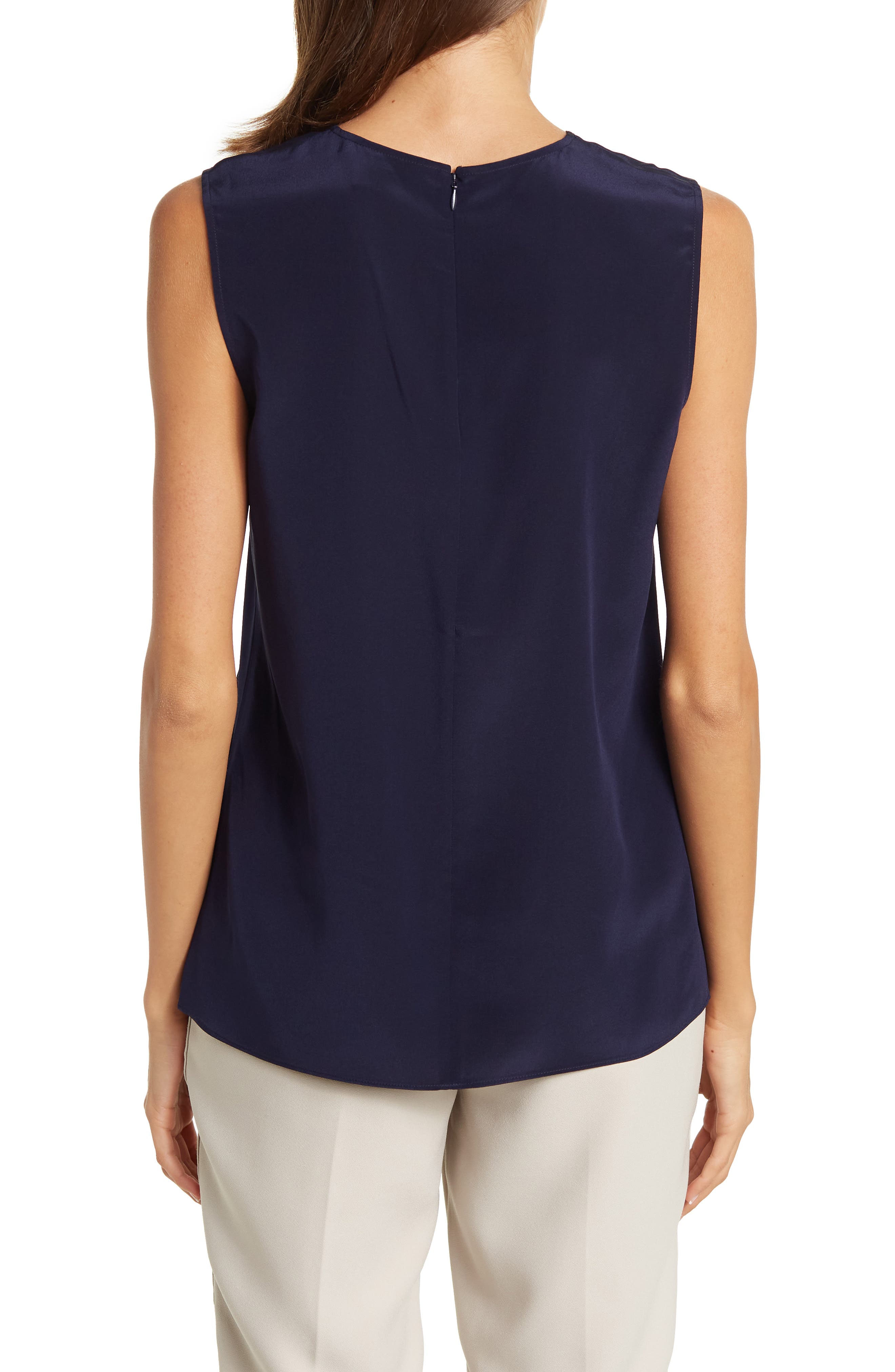 St. John Collection Drape V-Neck Sleeveless Silk Shell Top | Nordstromrack