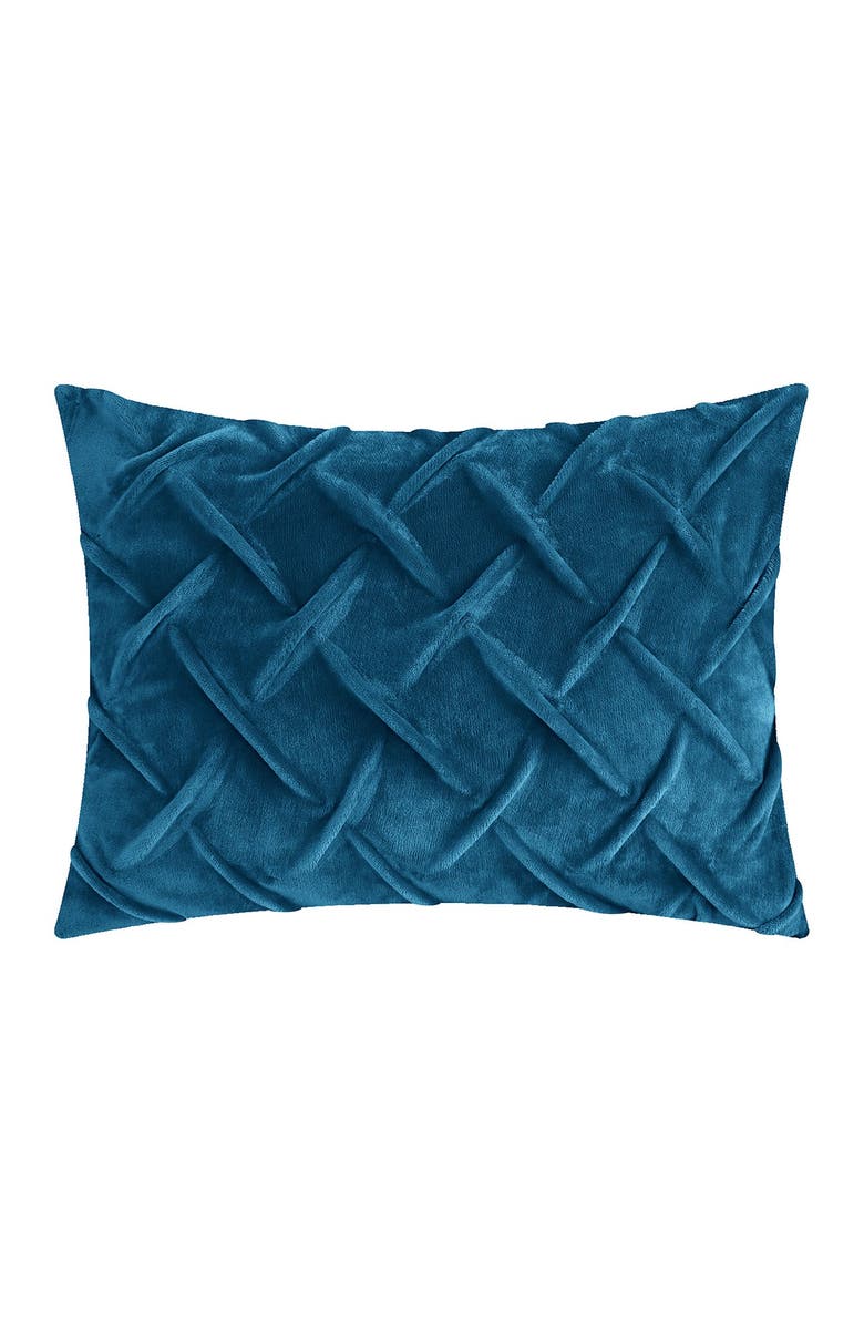 CHIC Thirsa Pinch Pleat Crisscross Faux Shearling Lined Queen Comforter ...