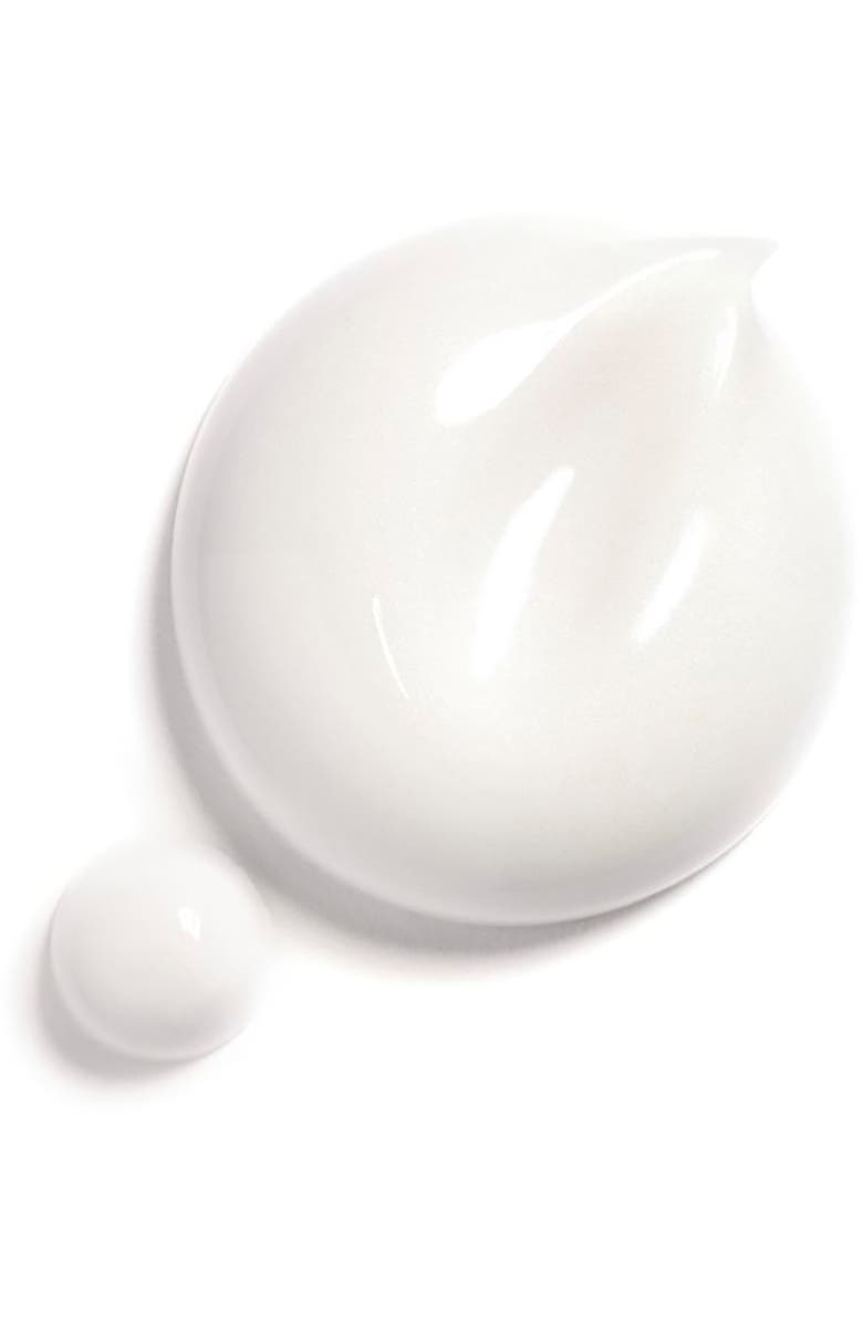 CHANEL HYDRA BEAUTY CAMELLIA WATER CREAM Illuminating Hydrating Fluid ...