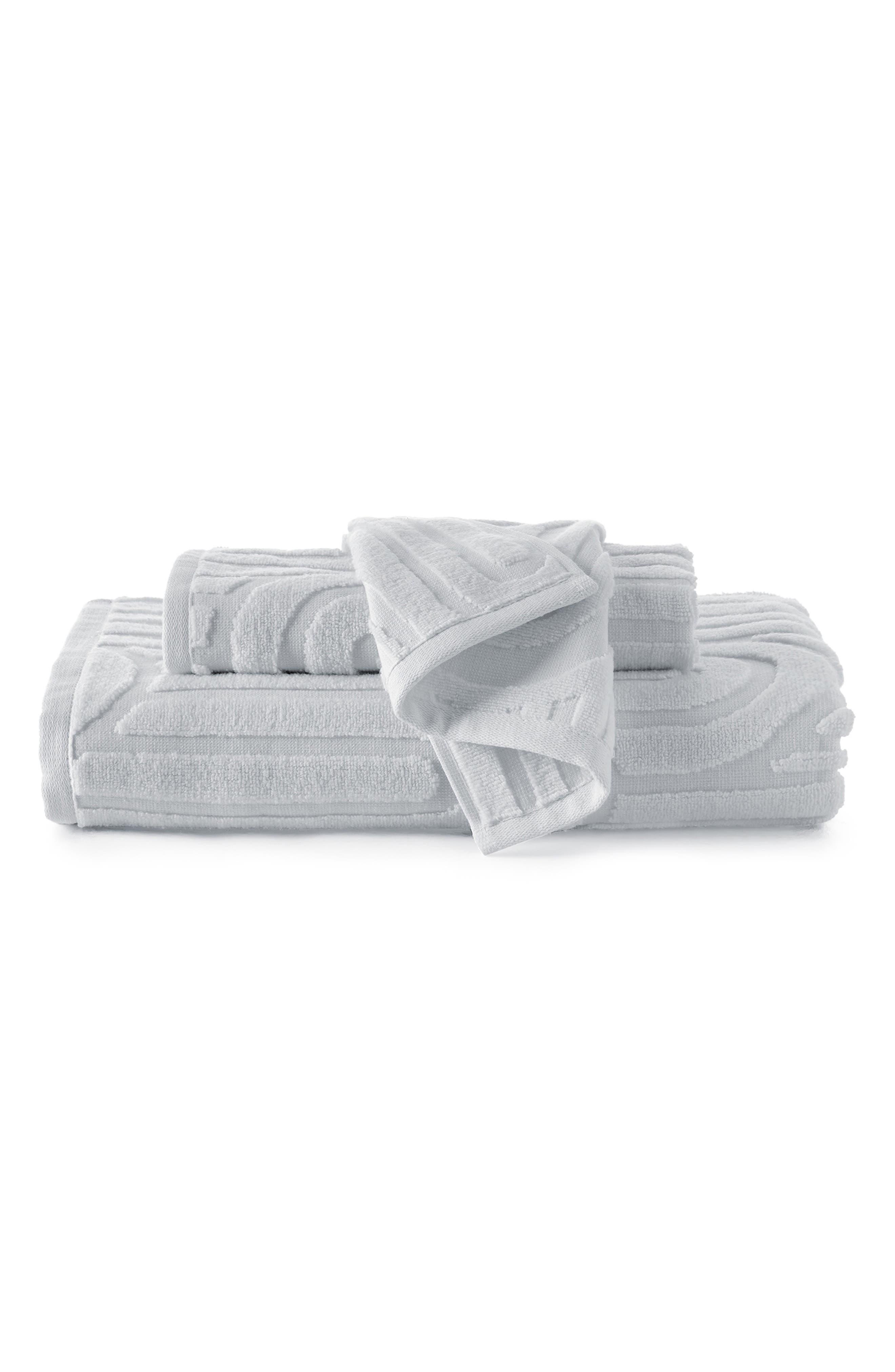 UGG® Arch Bath Towel | Nordstromrack