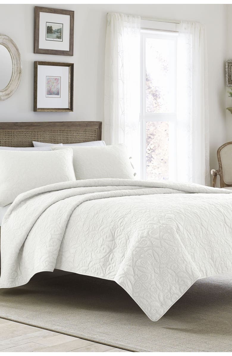 Laura Ashley Felicity White Full/Queen Quilt Set | Nordstromrack