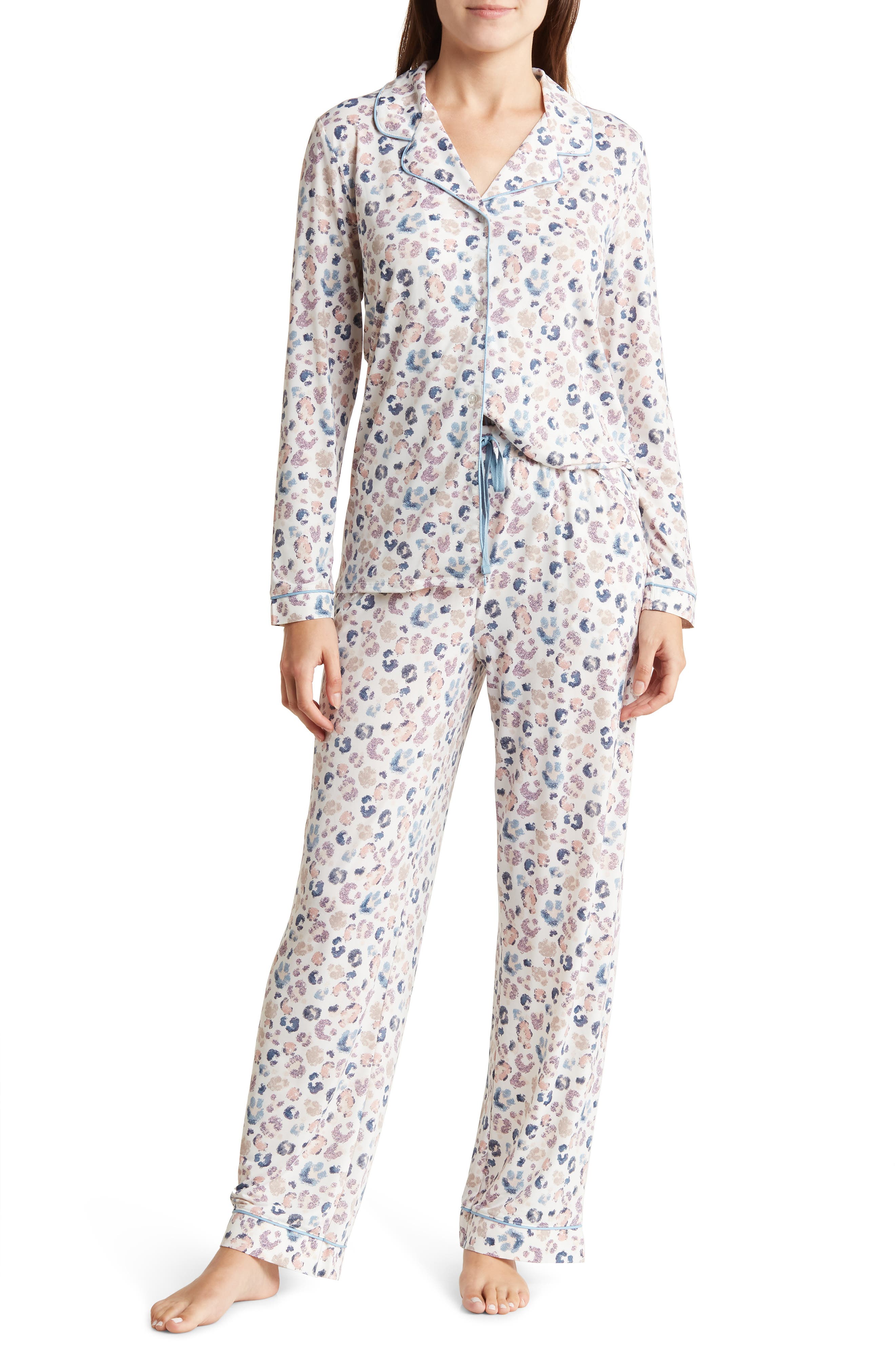 JACLYN Contrast Piping Knit Pajamas | Nordstromrack