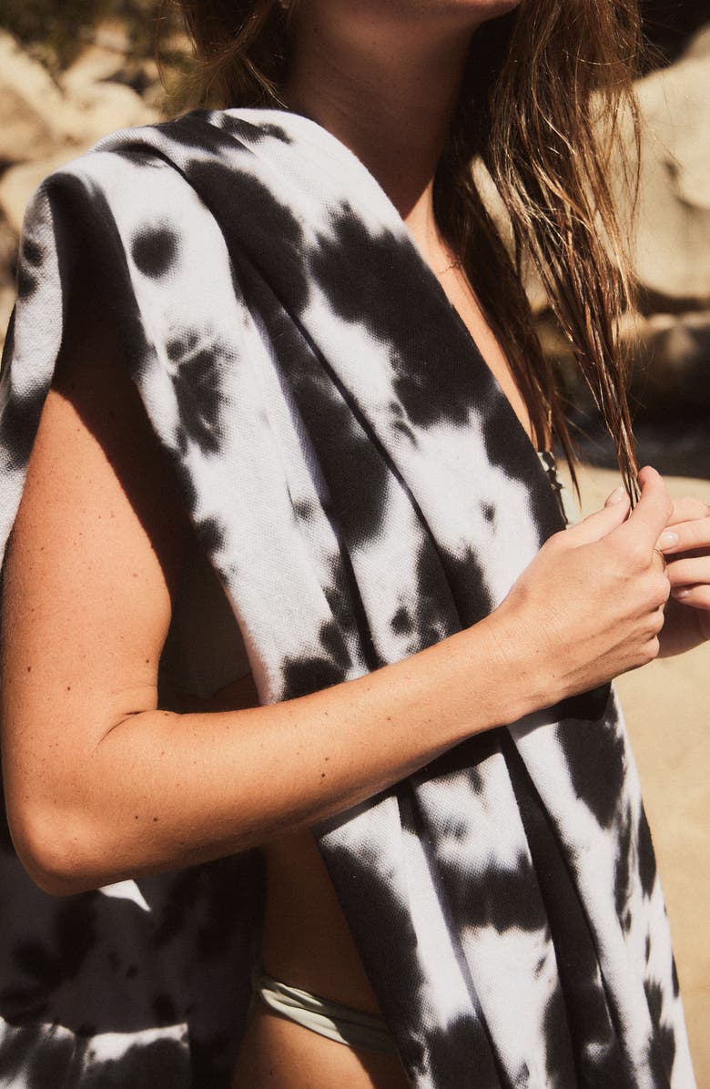 Slowtide Night & Day Oversize Beach Towel | Nordstromrack
