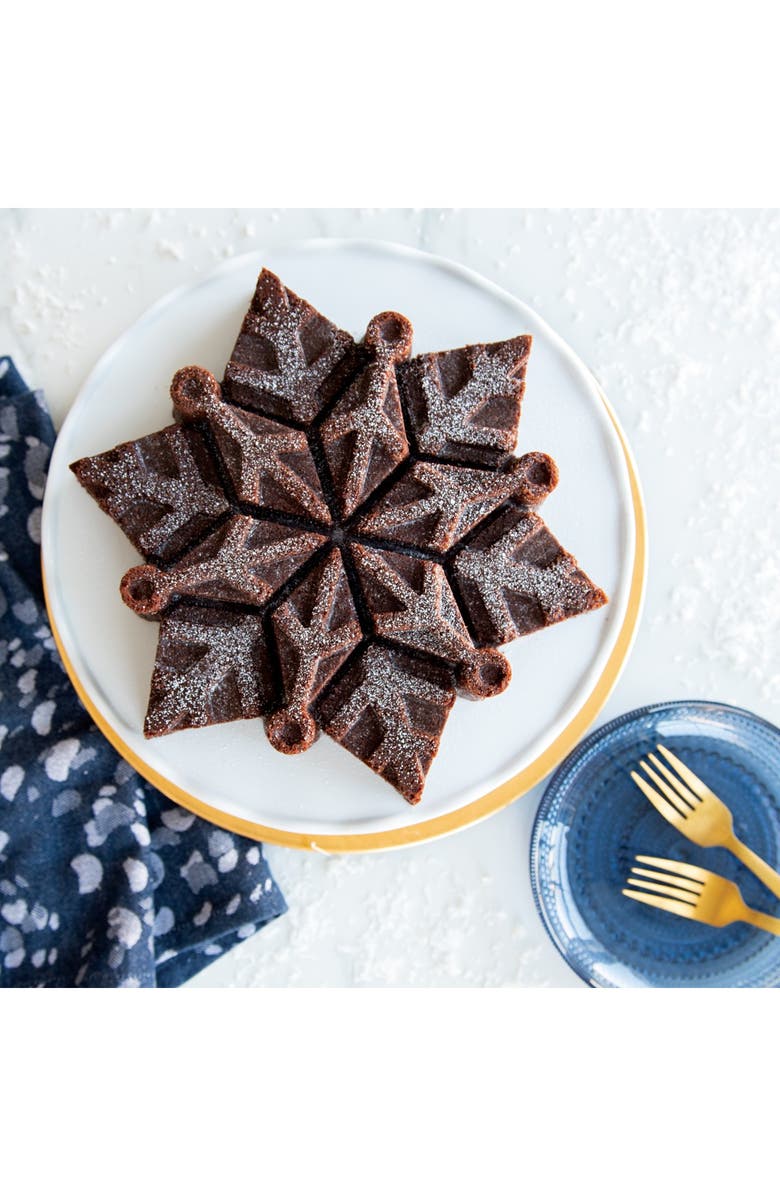 NORDIC WARE Disney Frozen 2 Cast Snowflake Cake Pan | Nordstromrack
