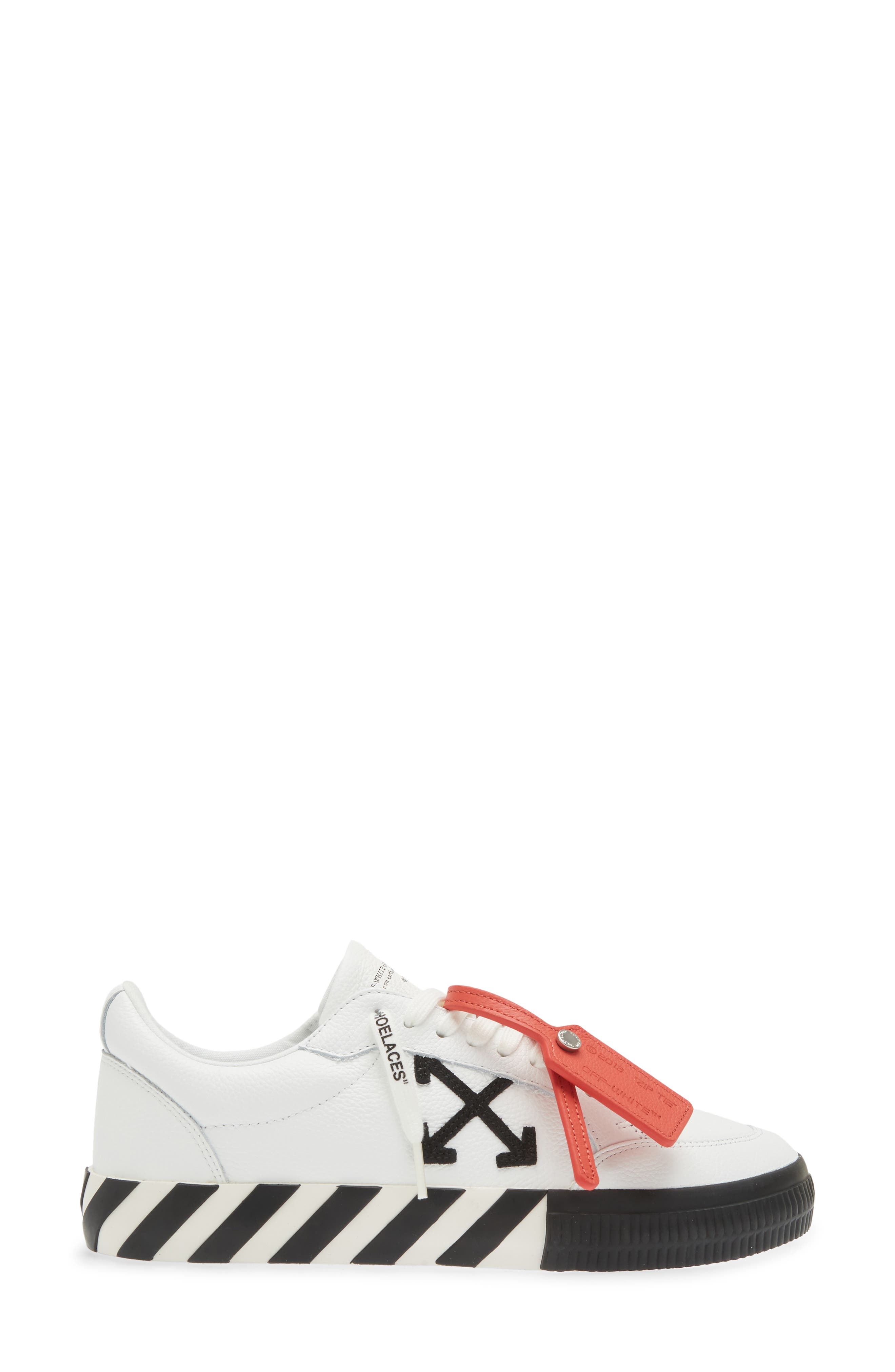 Off-White Vulcanized Low Top Sneaker (Men) | Nordstromrack