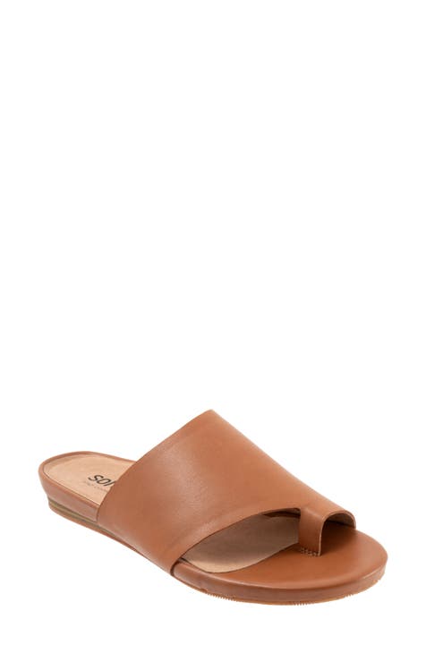 Women s SoftWalk Flat Sandals Nordstrom