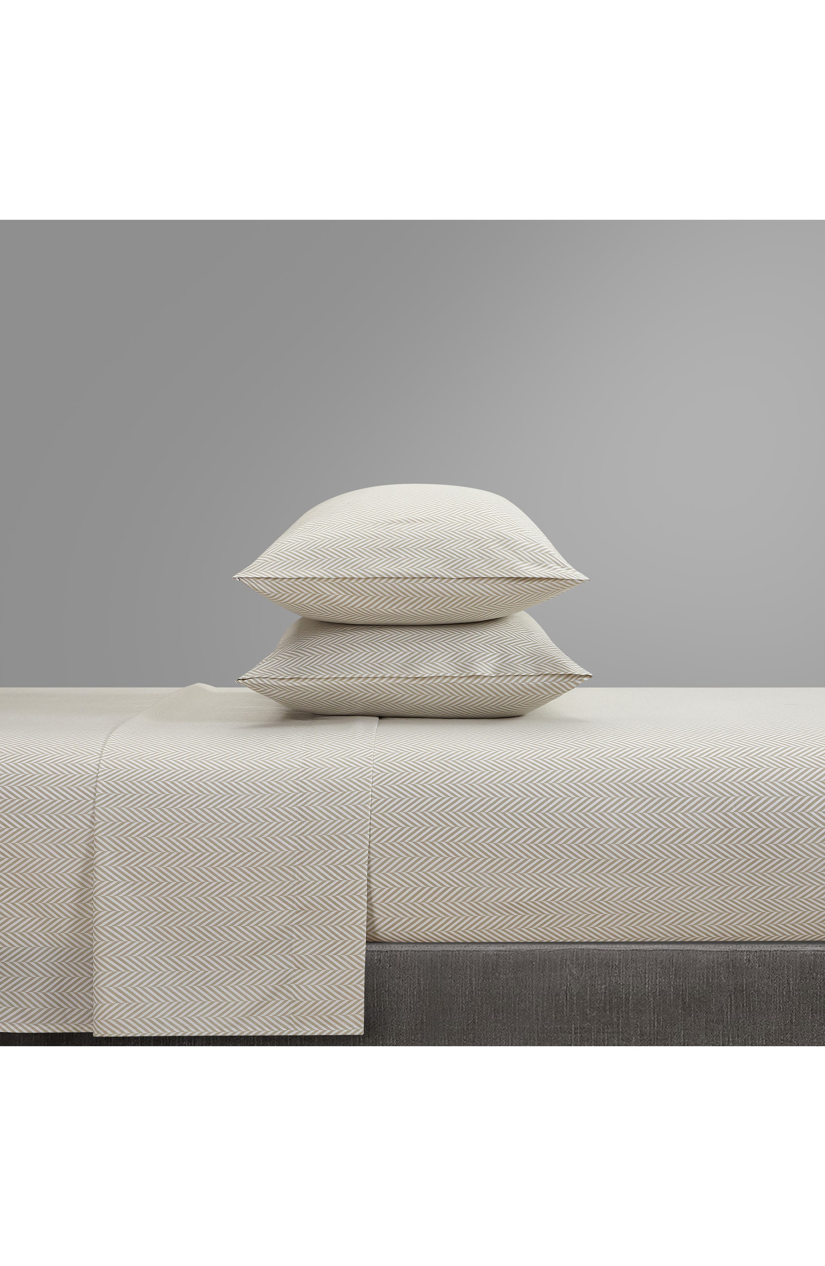 CHIC Denise Contemporary Chevron 4-Piece Sheet Set - Queen Size ...