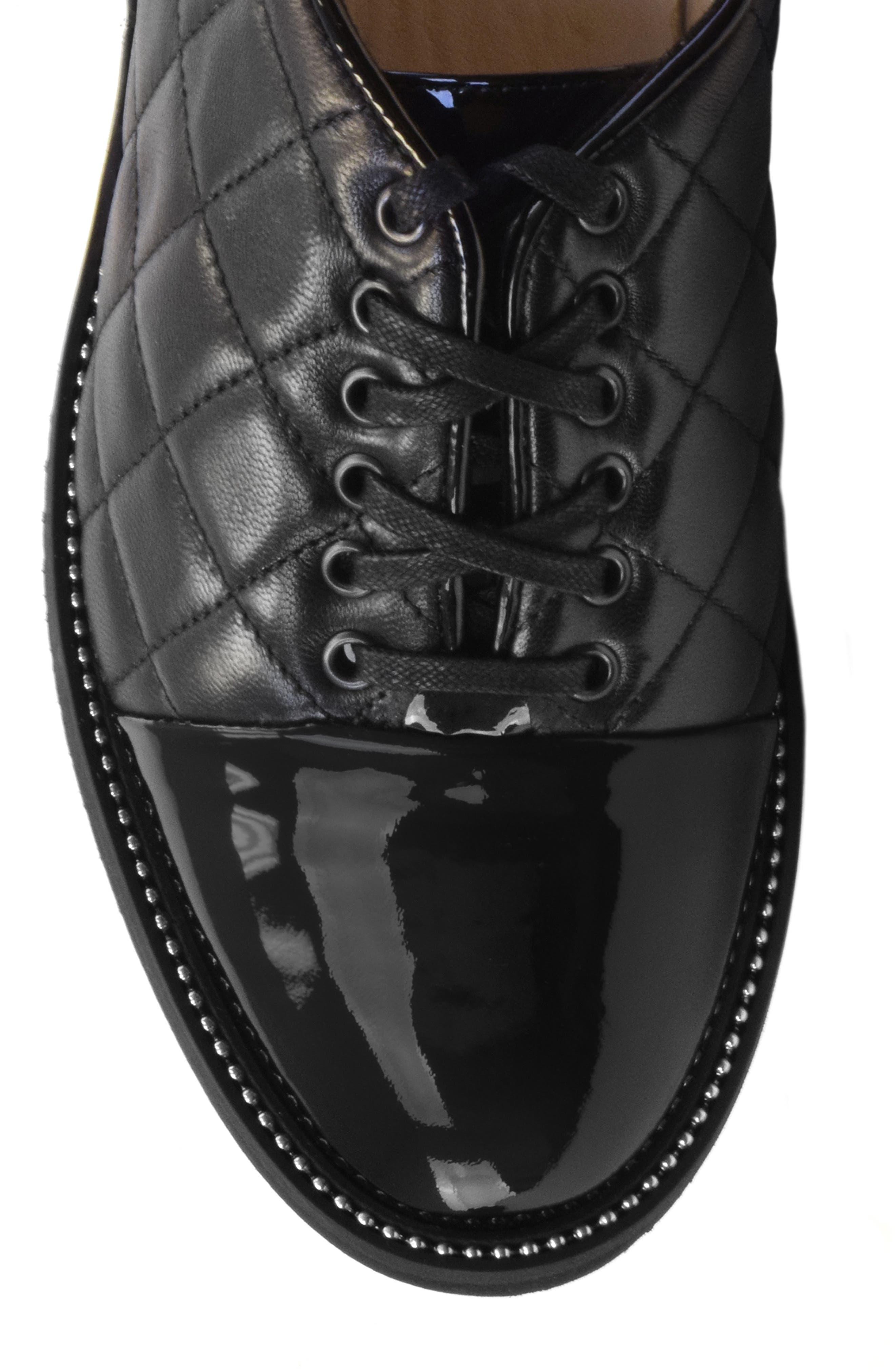 Amalfi by Rangoni Enna Quilted Oxford (Women) | Nordstromrack