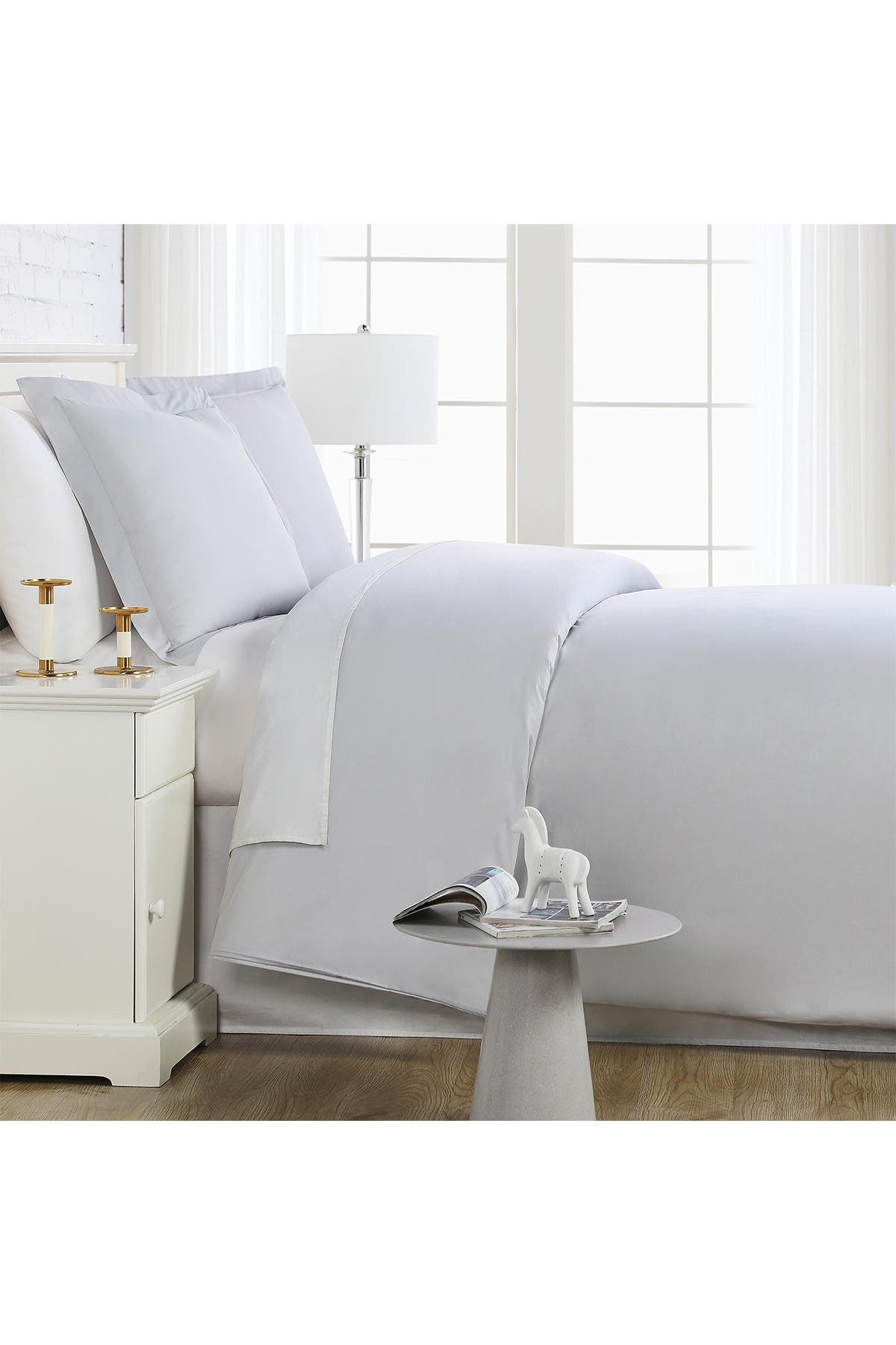 SOUTHSHORE FINE LINENS Luxury Collection 300 Thread-Count Percale Long ...