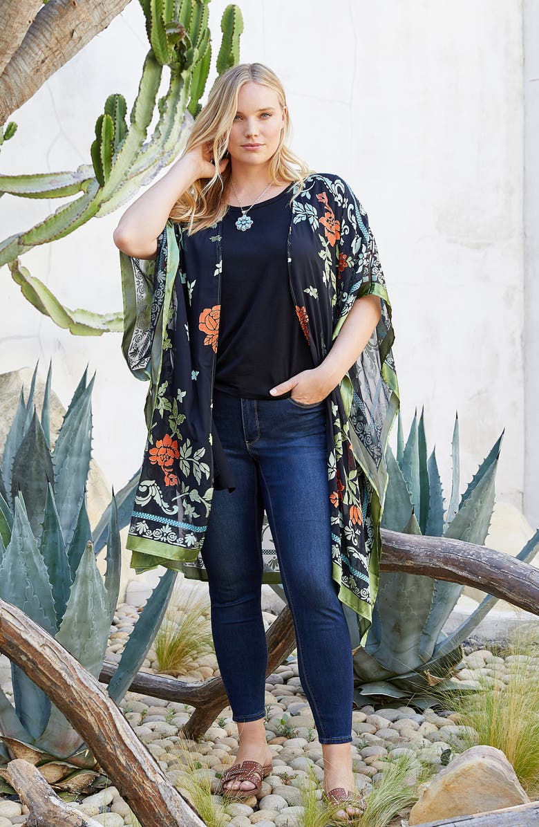 Karen Kane Textured Floral Open Front Jacket | Nordstromrack