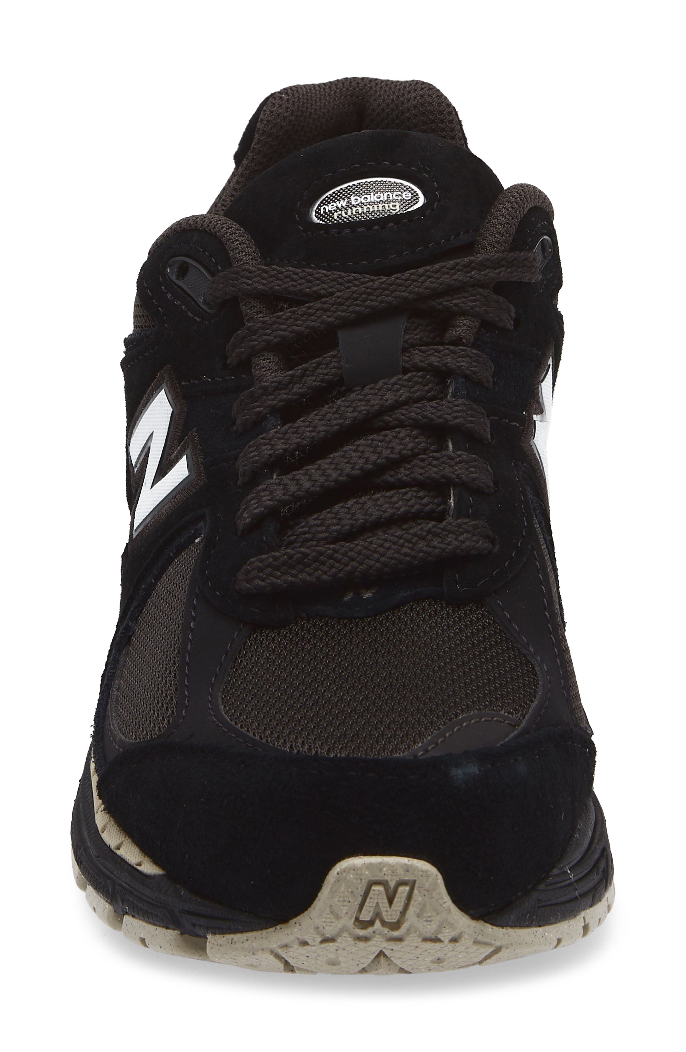 New Balance Gender Inclusive 2002R Sneaker | Nordstrom