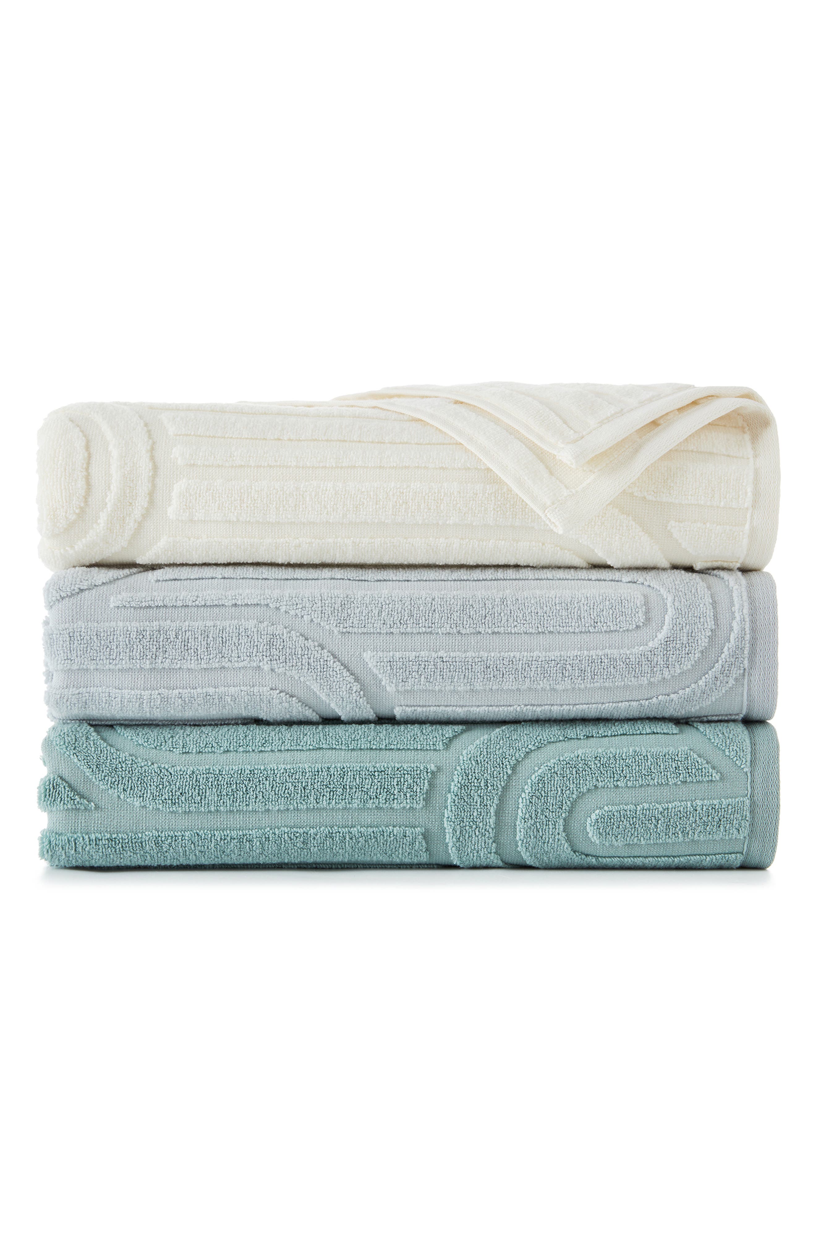 UGG® Arch Bath Towel | Nordstromrack