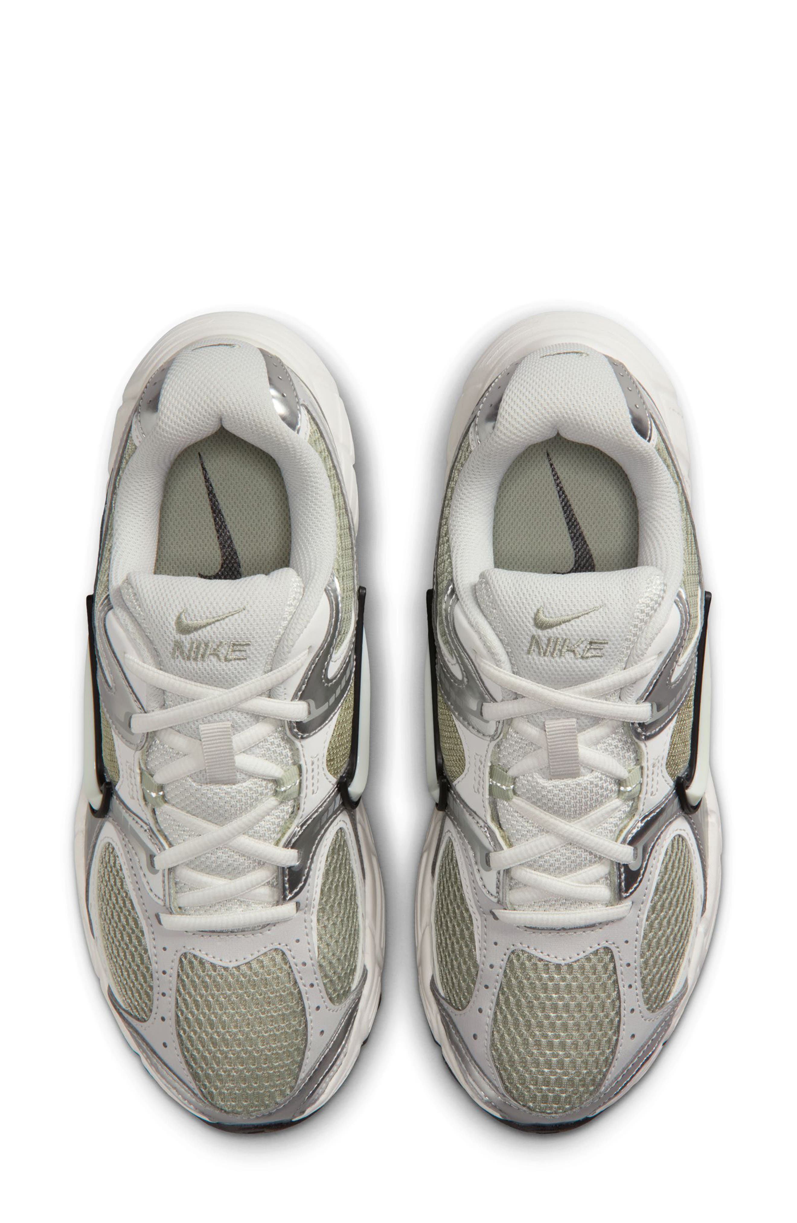 V5 RNR Sneaker (Women) | Nordstromrack