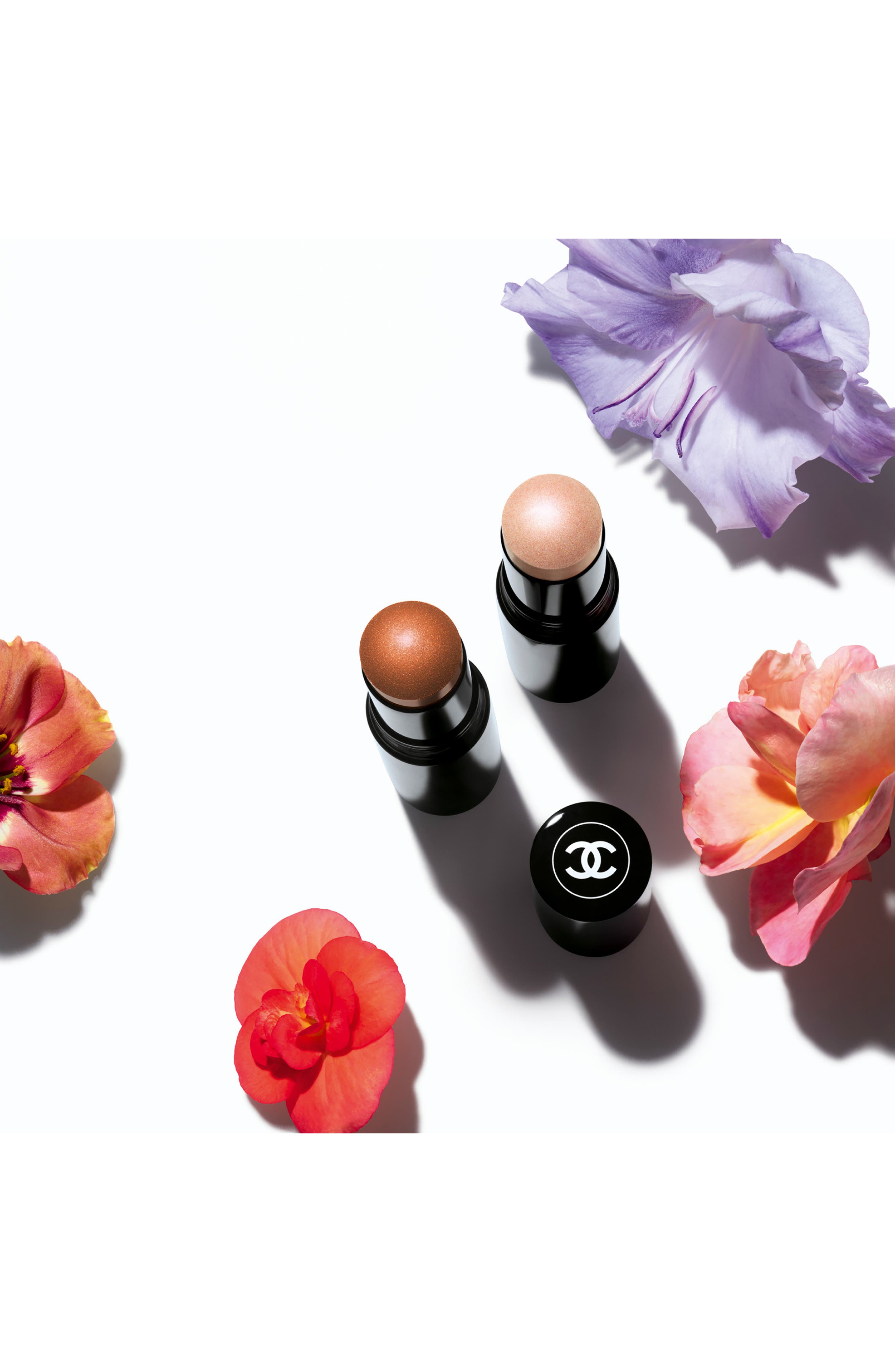 CHANEL BAUME ESSENTIEL Multi-Use Glow Stick | Nordstrom