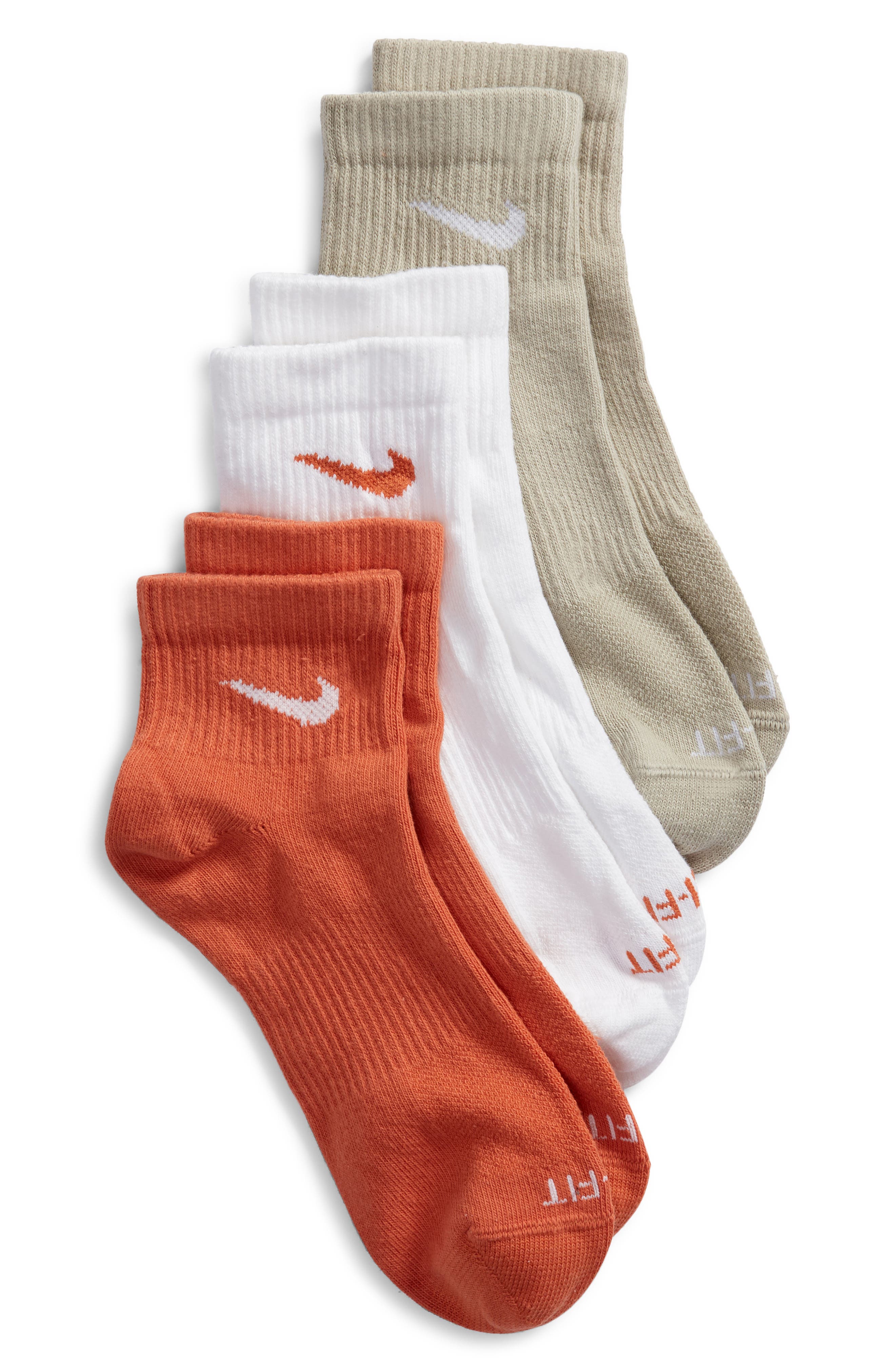Nike Everyday Plus Assorted 3-Pack Cushioned Training Ankle Socks ...