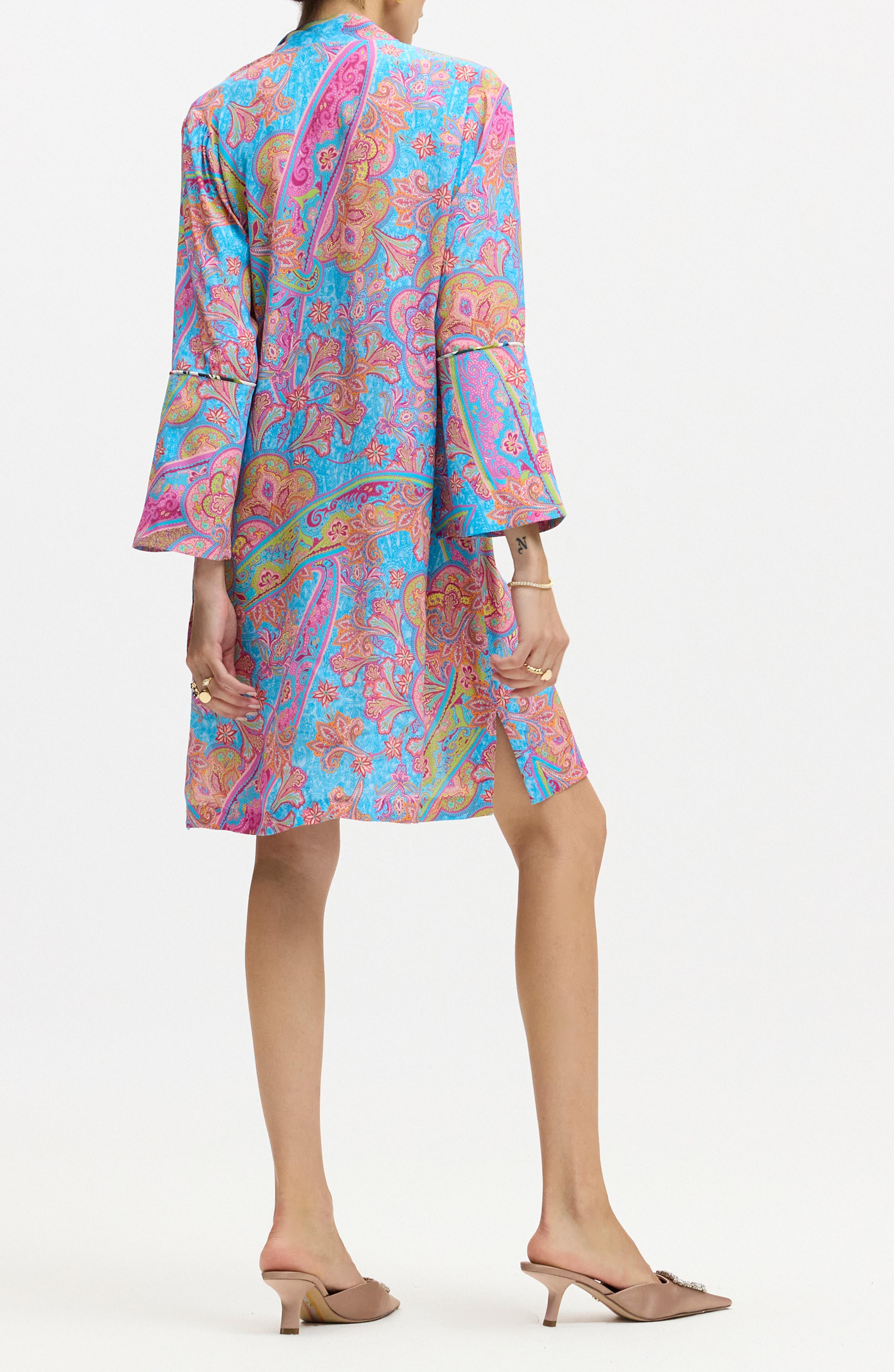Robert Graham Brenna Tie Neck Long Sleeve Shift Dress | Nordstromrack