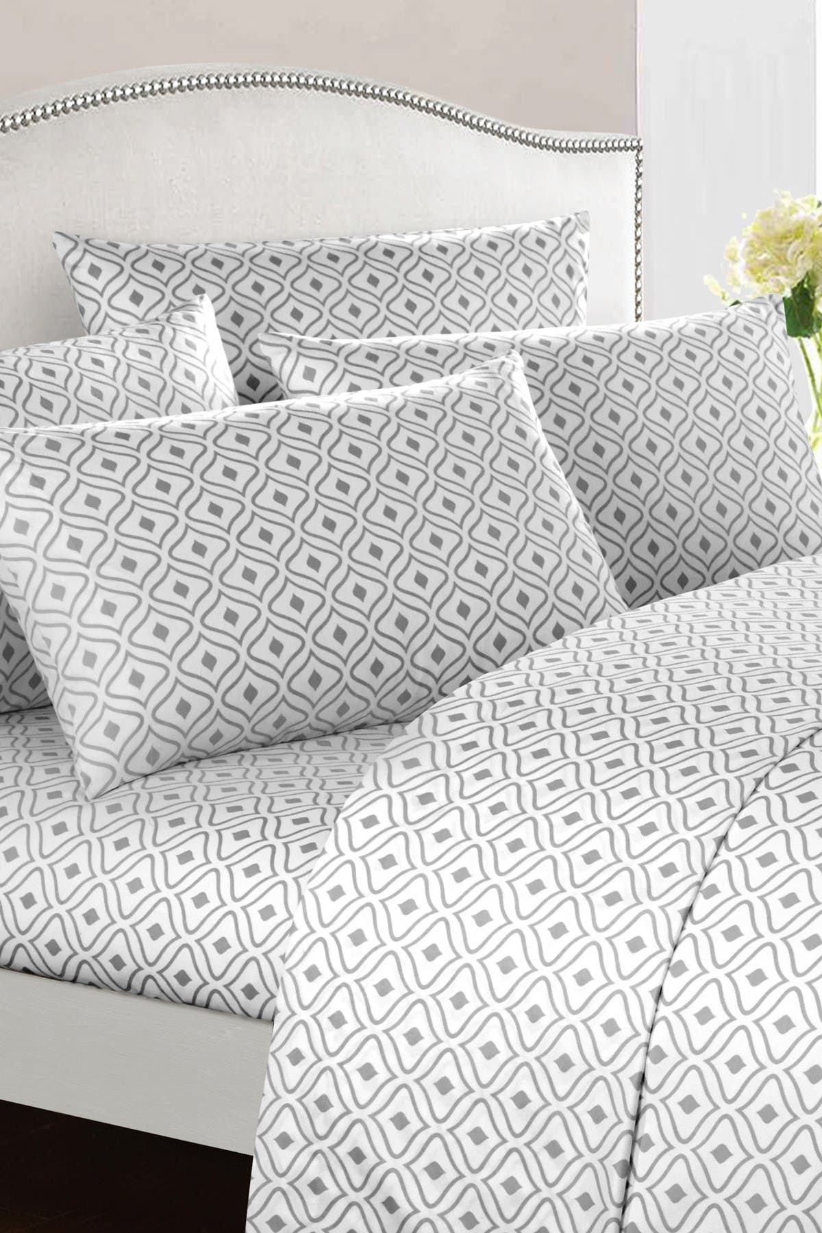CHIC Grey Gazella Contemporary Geometric Diamond King 6-Piece Sheet Set ...