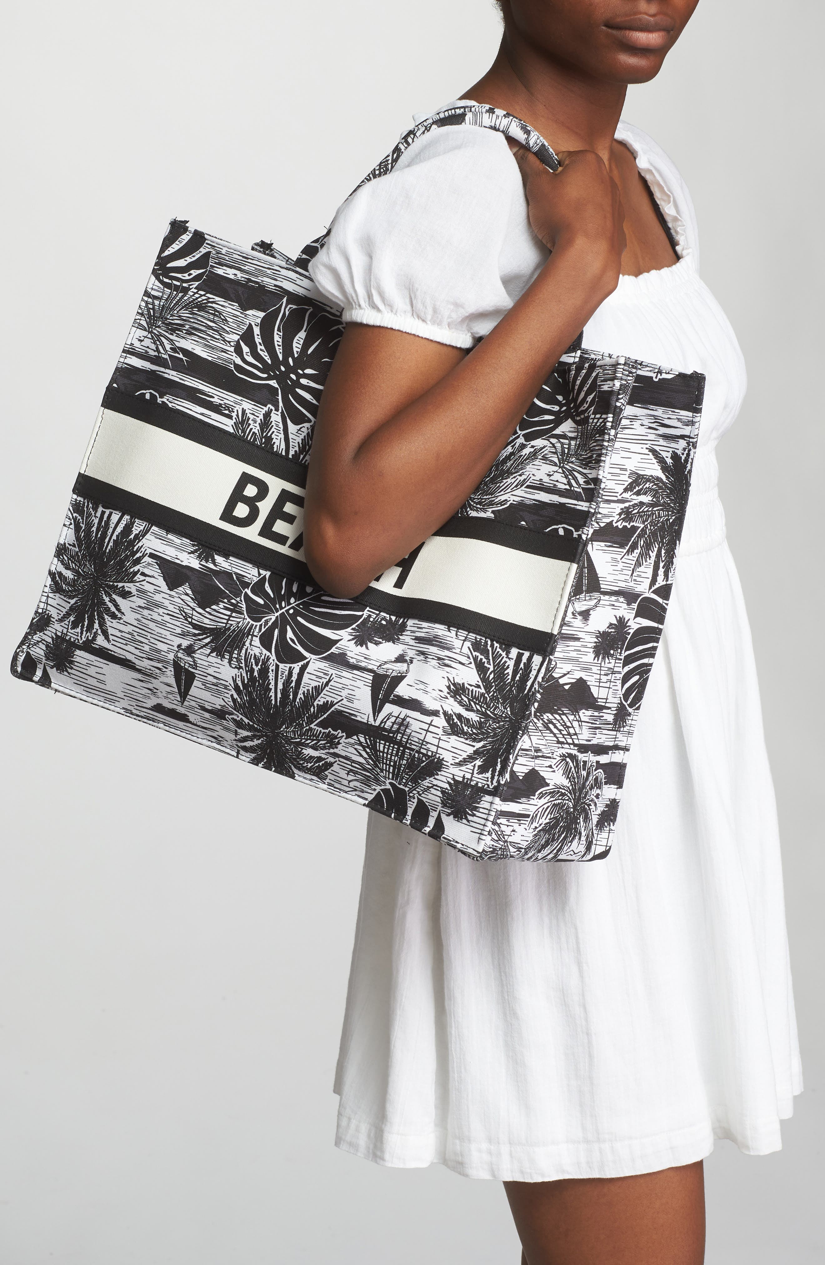 TWIG AND ARROW Tropcial Canvas Tote Bag | Nordstromrack