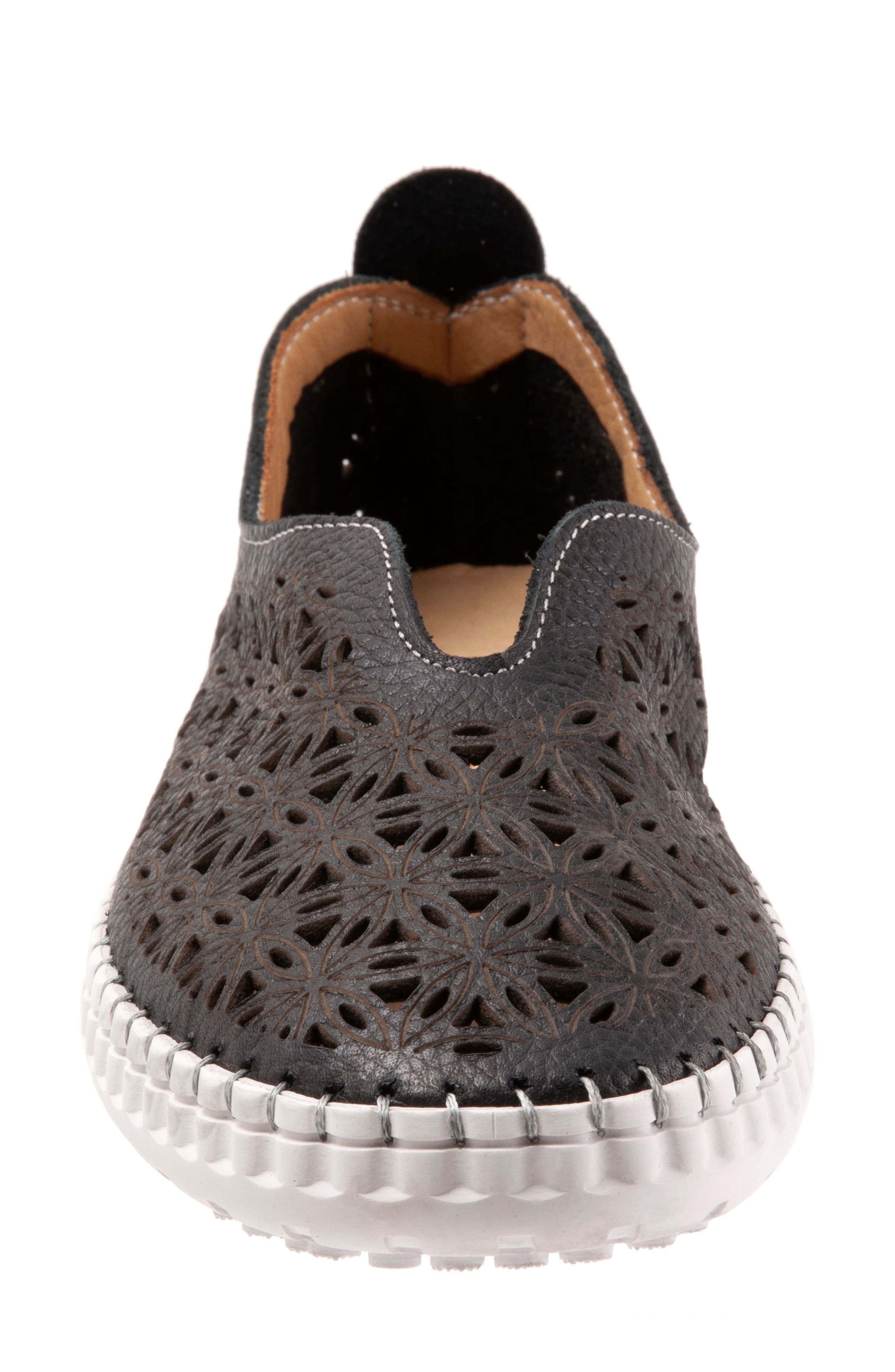Bueno Daisy Flat (Women) | Nordstromrack