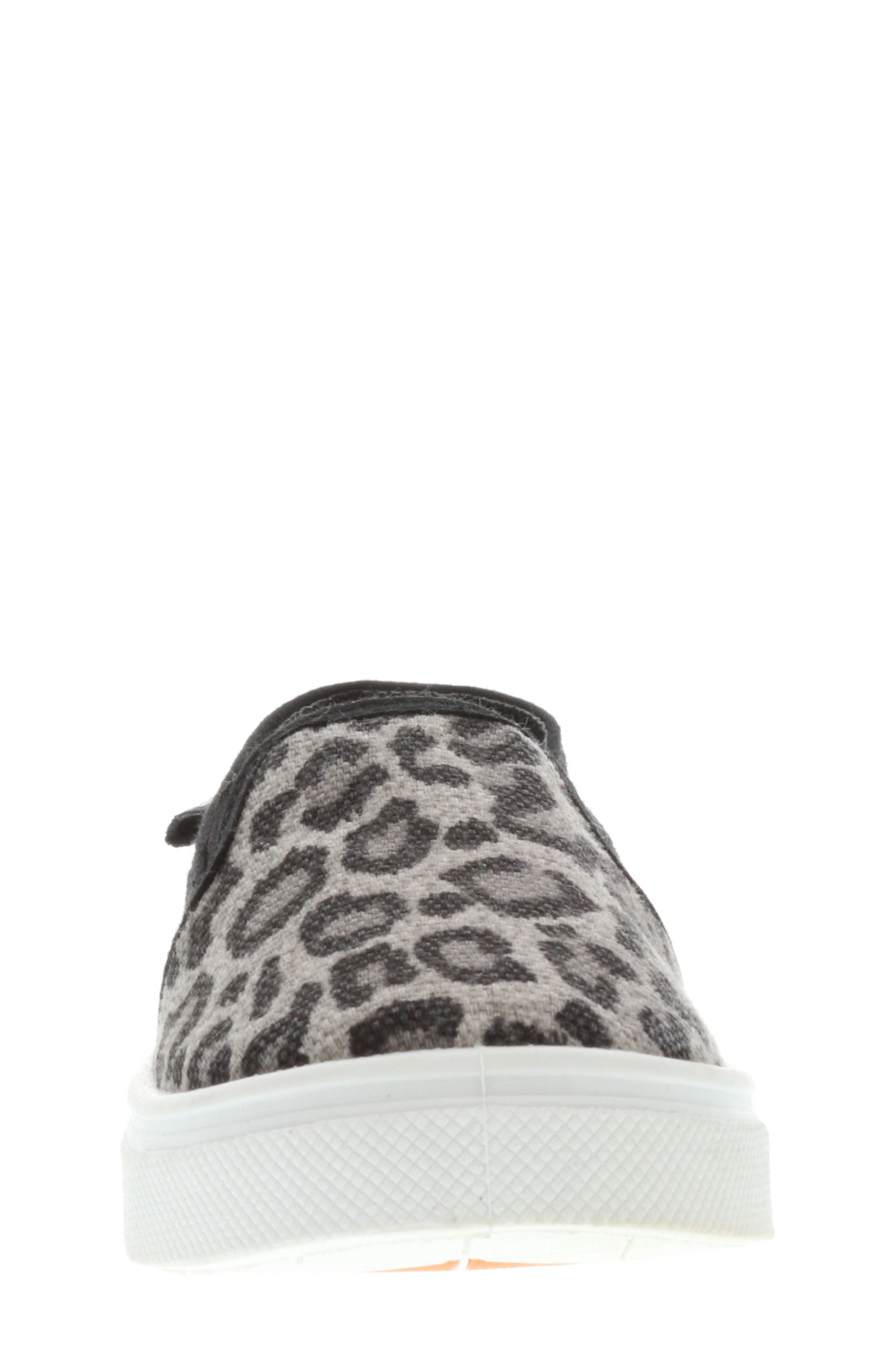 OOMPHIES Kids' Madison Slip-On Sneaker | Nordstromrack