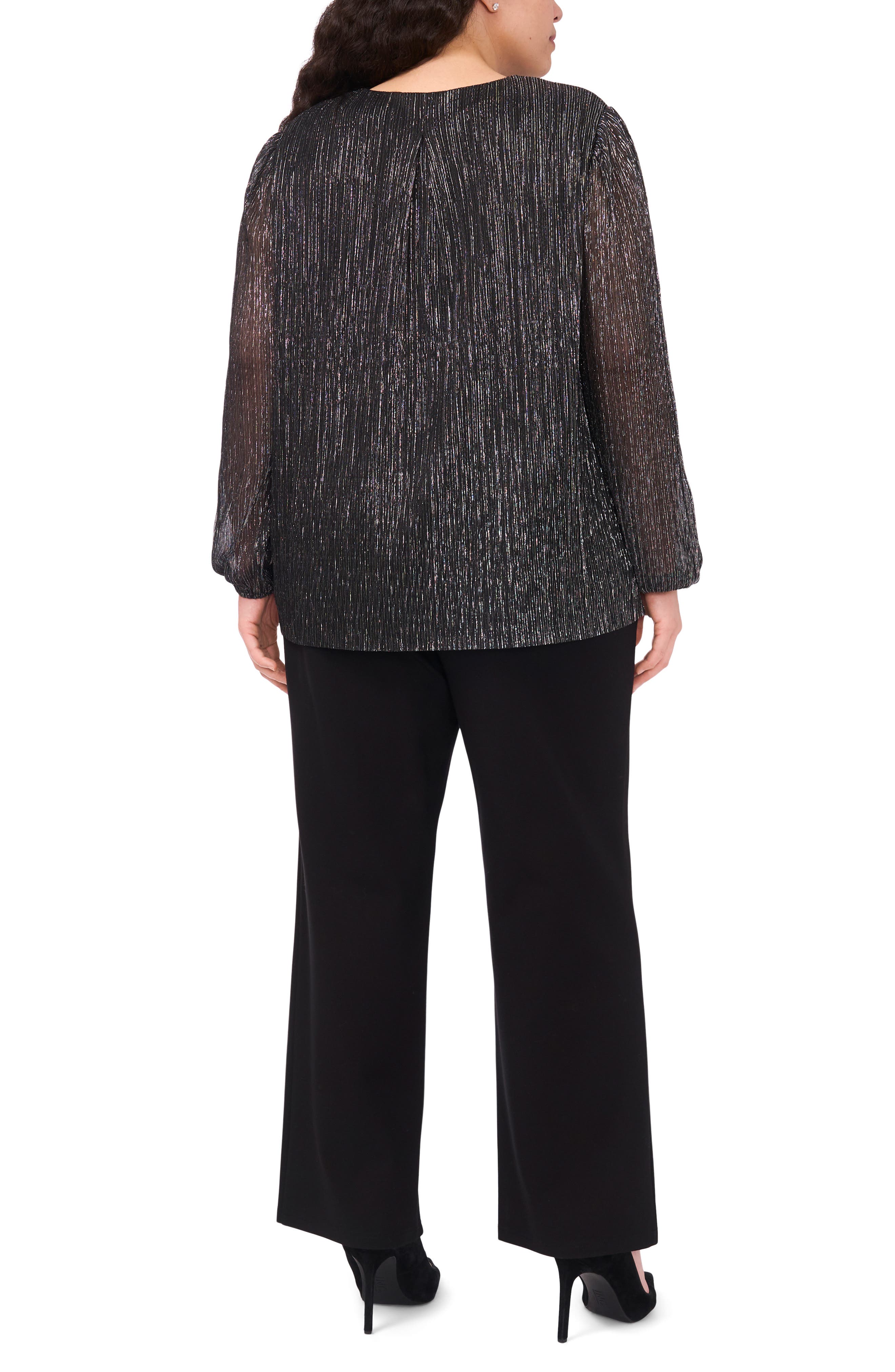 Halogen® Metallic Plissé V-Neck Top | Nordstromrack