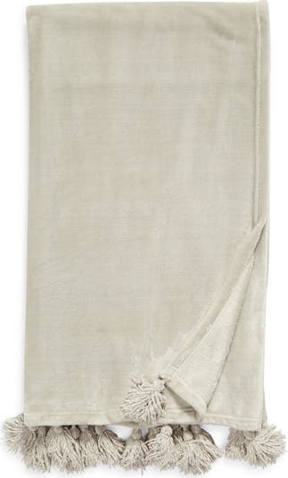 Nordstrom Bliss Plush Tassel Throw | Nordstromrack