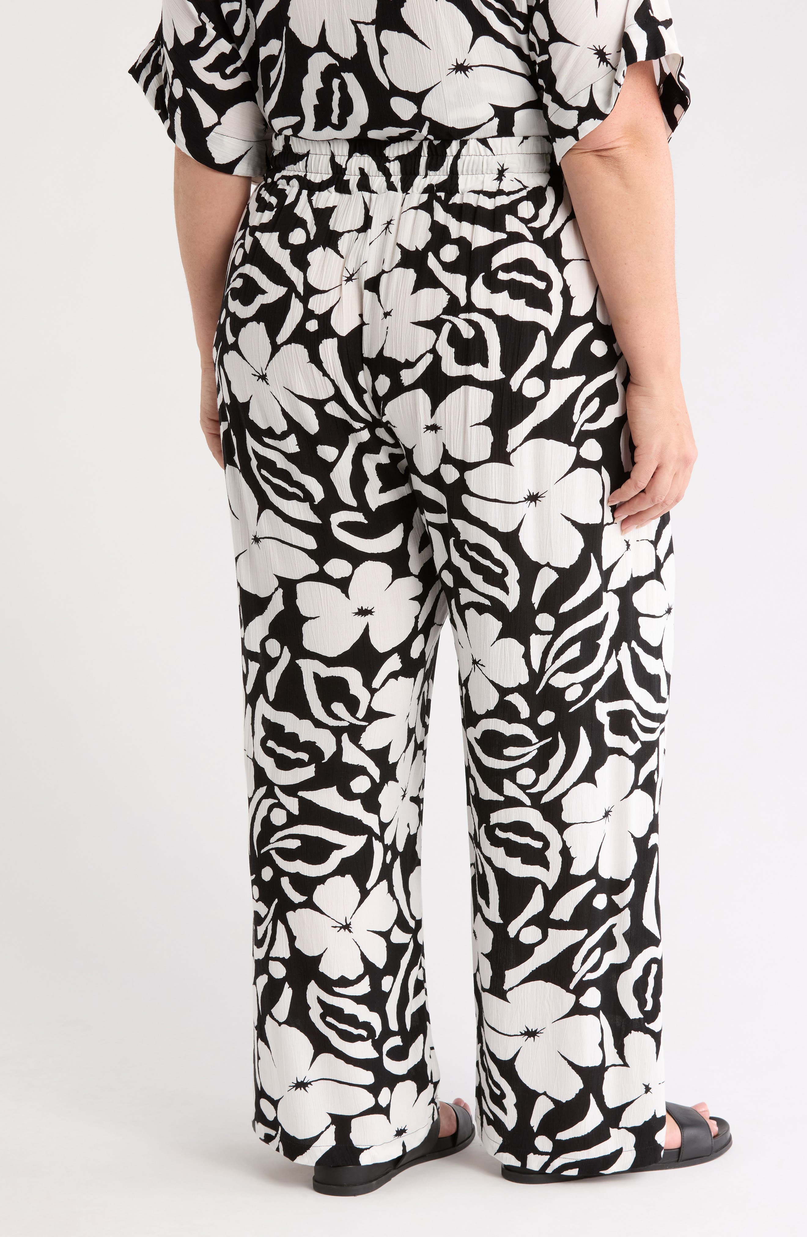 T Tahari Border Print Pants | Nordstromrack