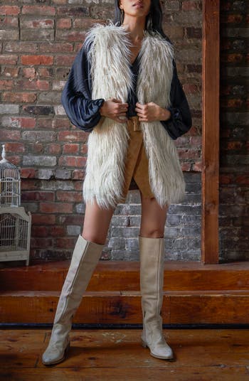 Free People Starlight Textured Faux Fur Shag Vest | Nordstromrack
