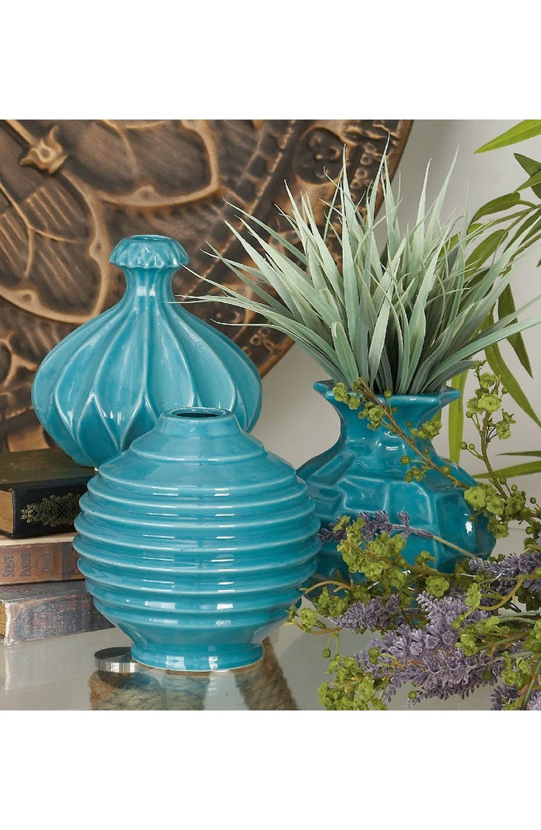 VIVIAN LUNE HOME Blue Ceramic Vase with Varying Patterns - Set of 3 ...
