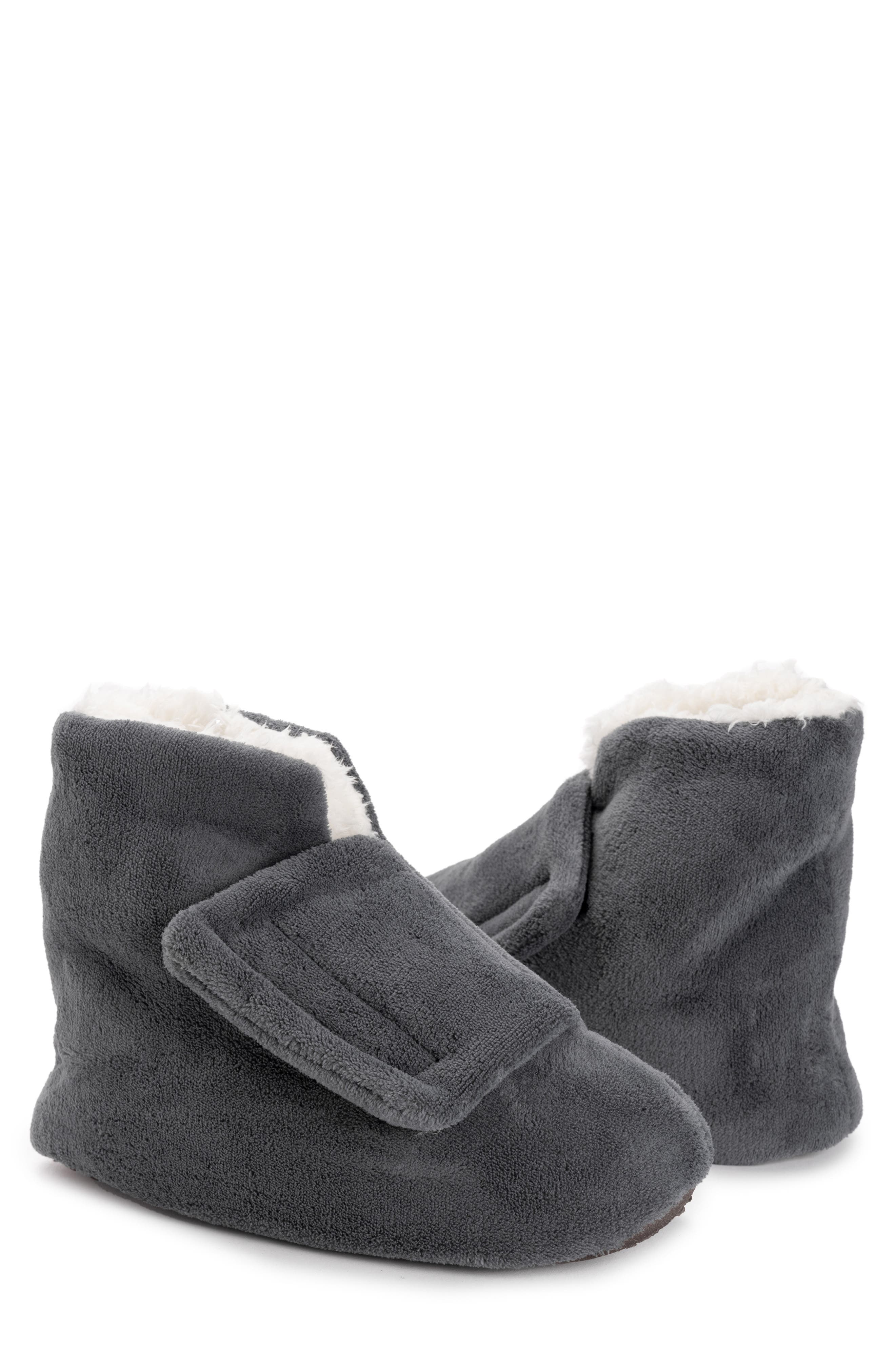 MUK LUKS Faux Fur Lined Bootie Slipper (Men) | Nordstromrack