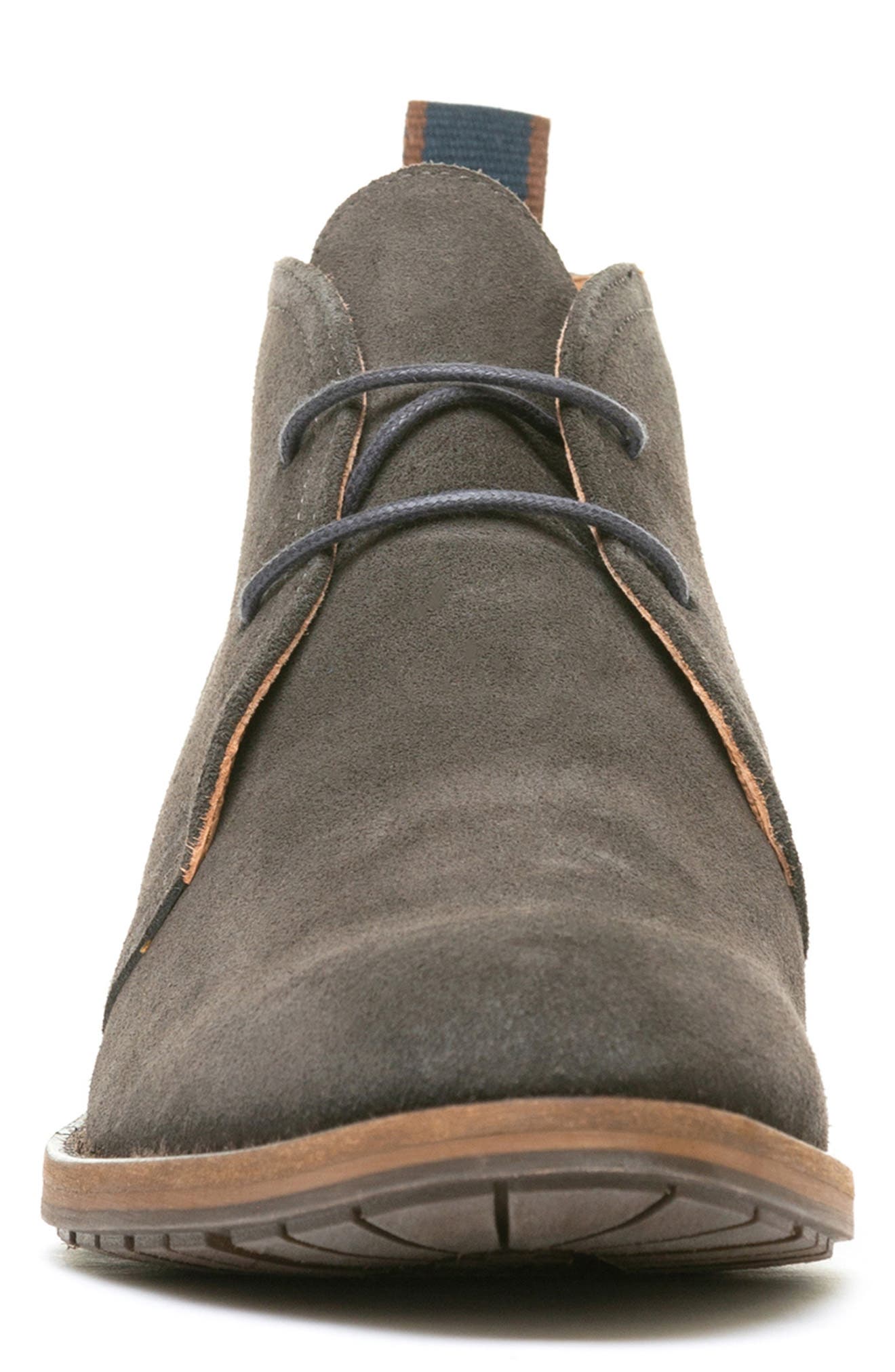 Rodd & Gunn Pebbly Hill Chukka Boot (Men) | Nordstromrack