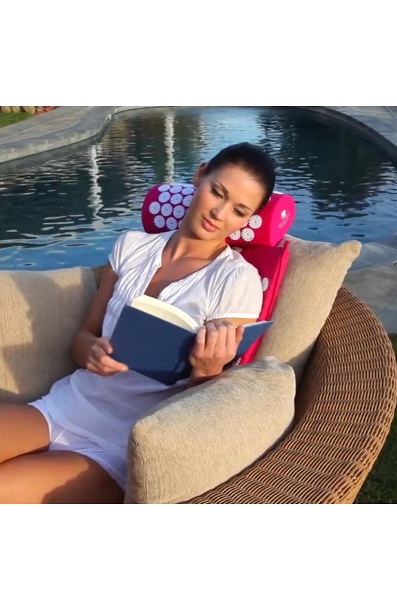 BED OF NAILS Bon Original Acupressure Mat and Pillow Set | Nordstrom