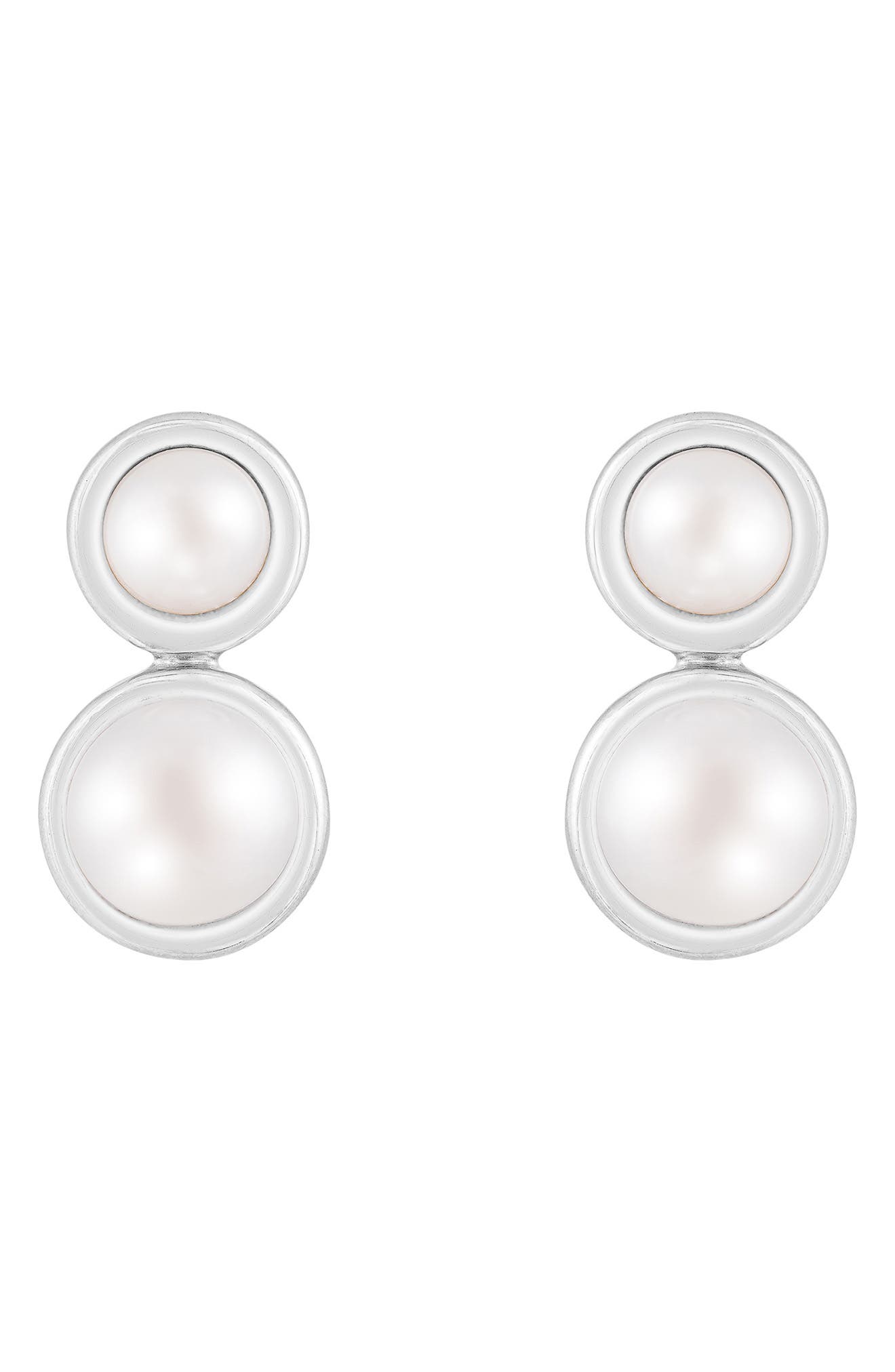 SPLENDID PEARLS Freshwater Pearl Stud Earrings | Nordstromrack