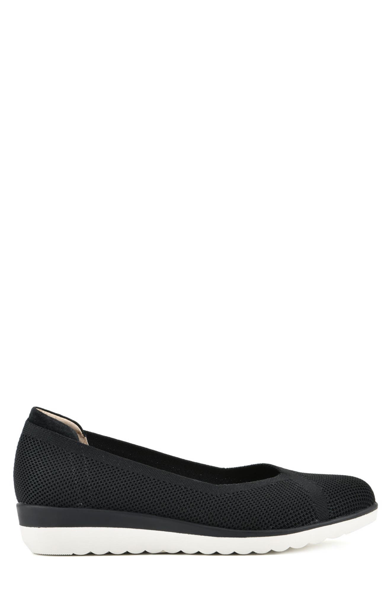 White Mountain Footwear WHITE MOUNTAIN Selena Wedge Shoe | Nordstromrack