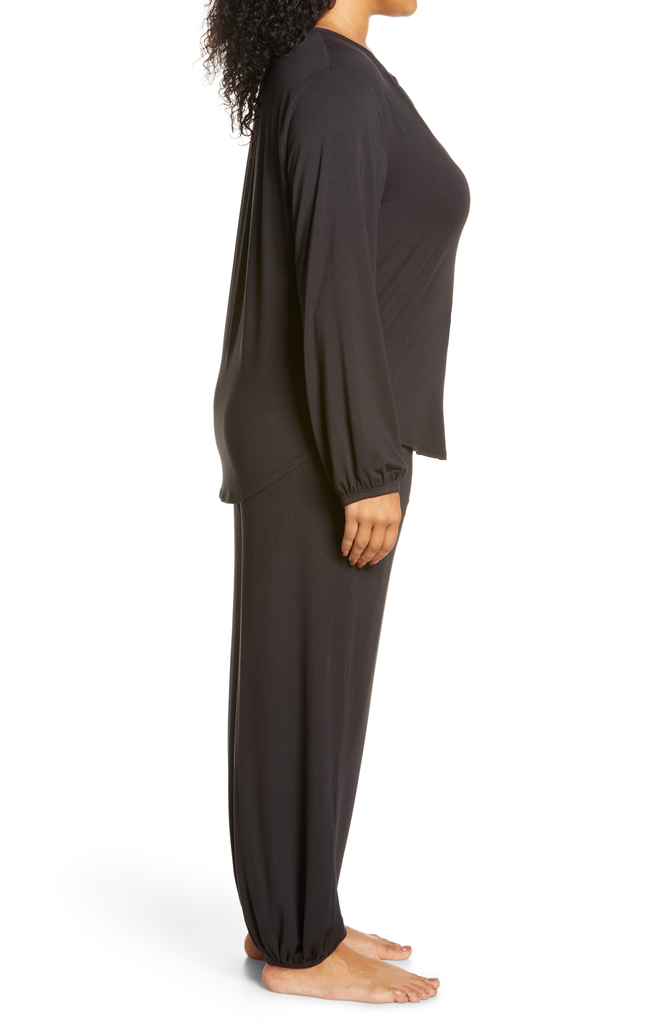 Barefoot Dreams® Namaste Lounge Set | Nordstromrack